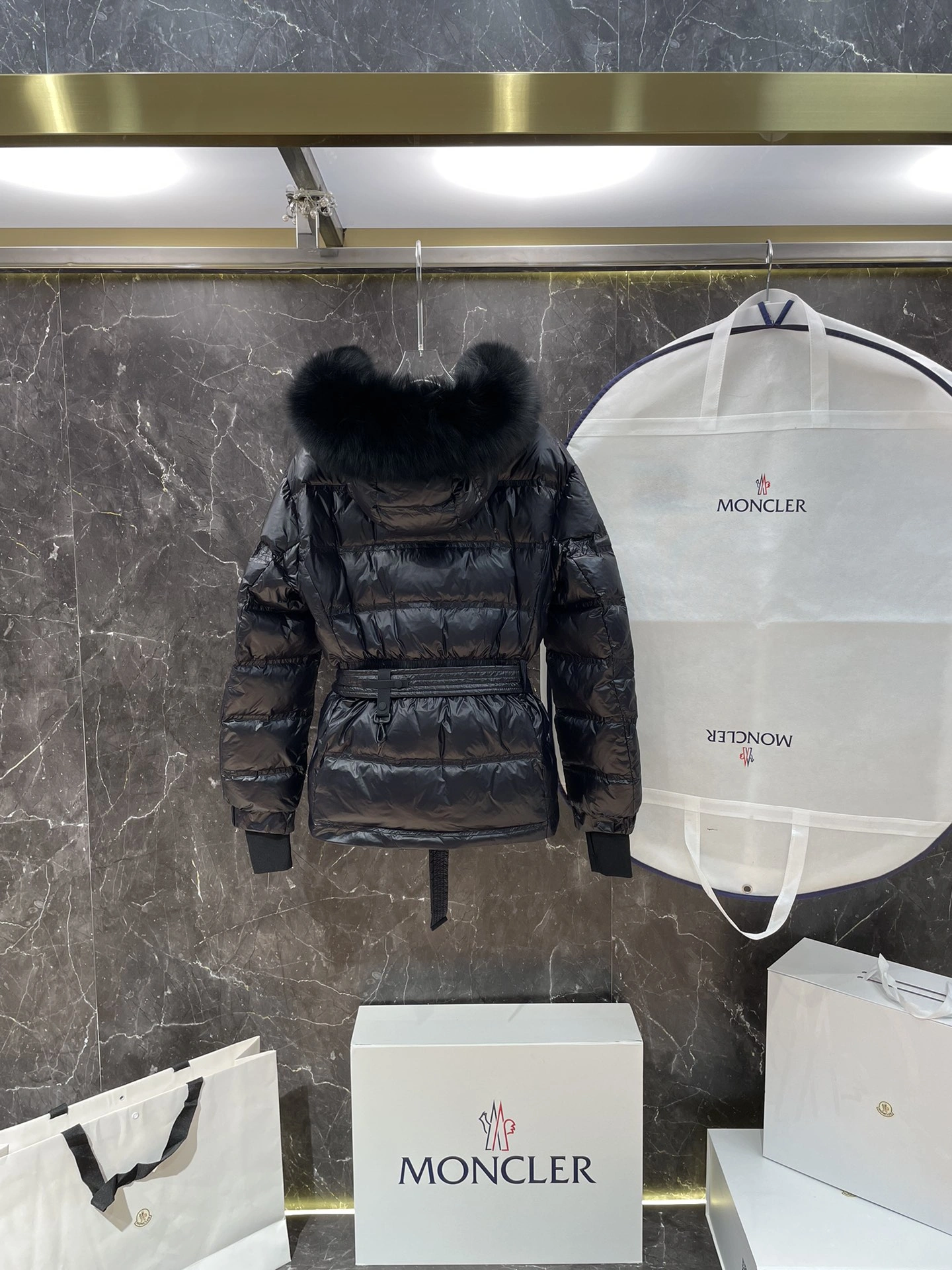 Official Moncler Down Jackets