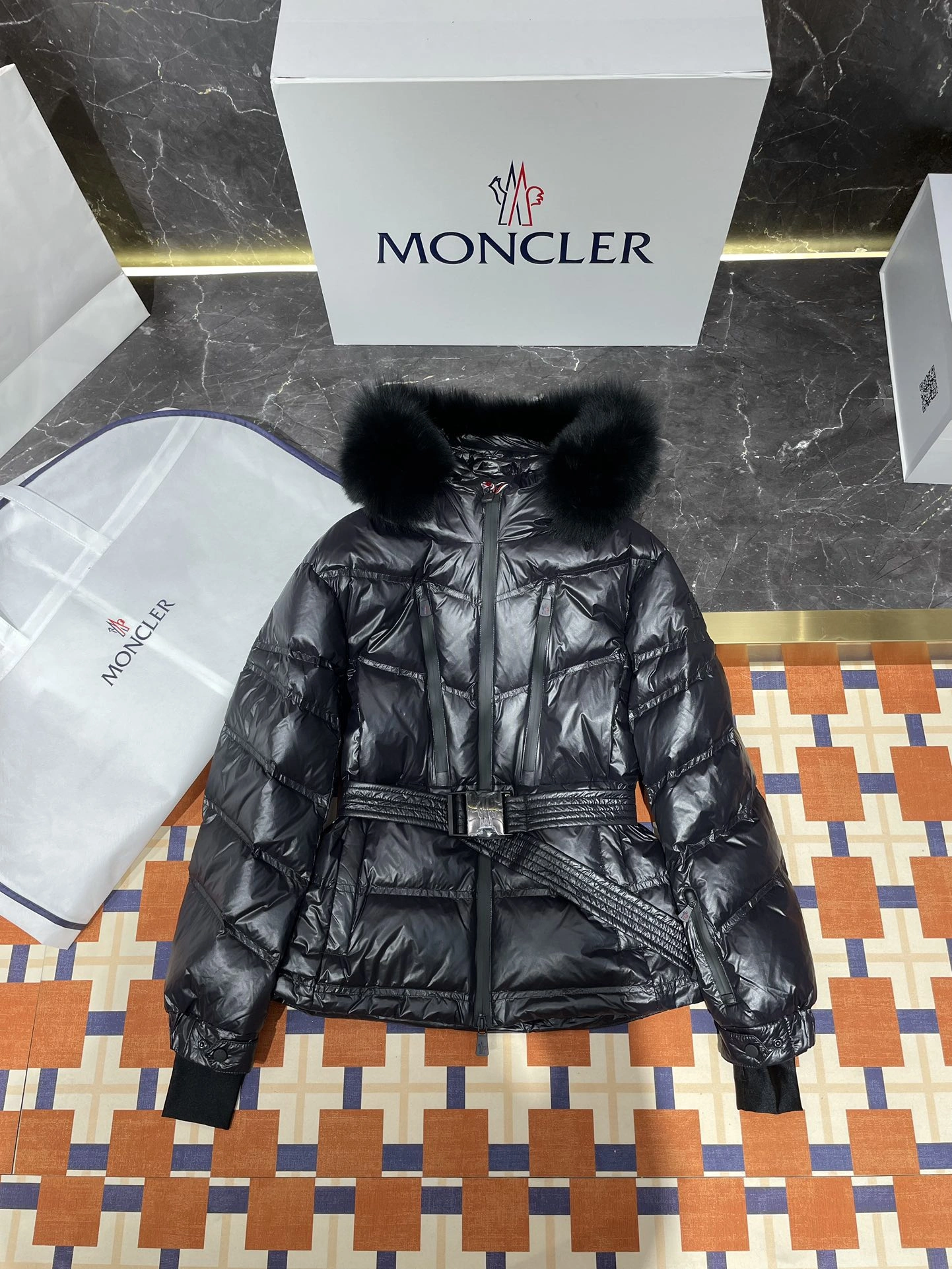Official Moncler Down Jackets