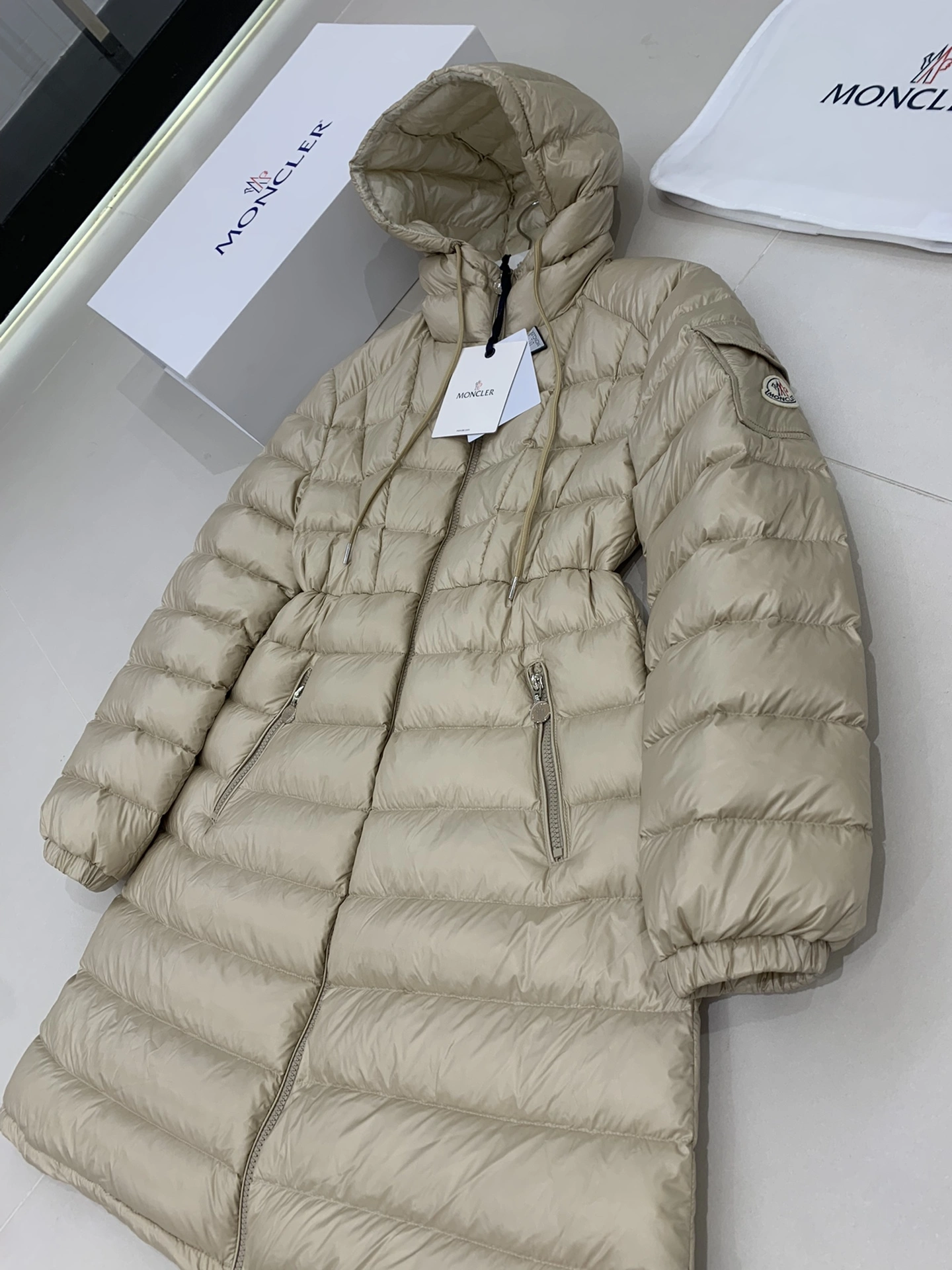 Cut-rate Moncler Down Jackets