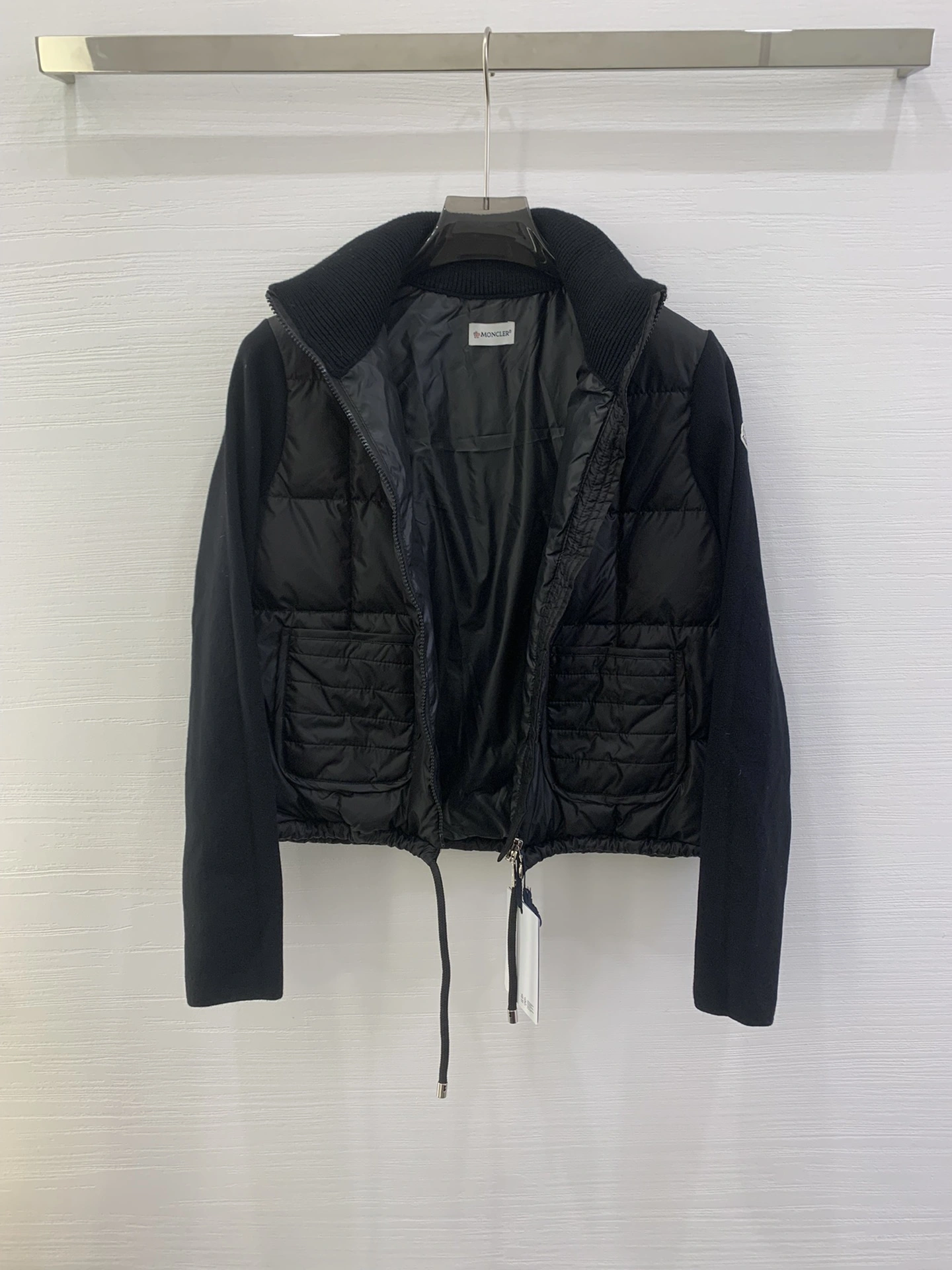 Accurate model Moncler Down Jackets