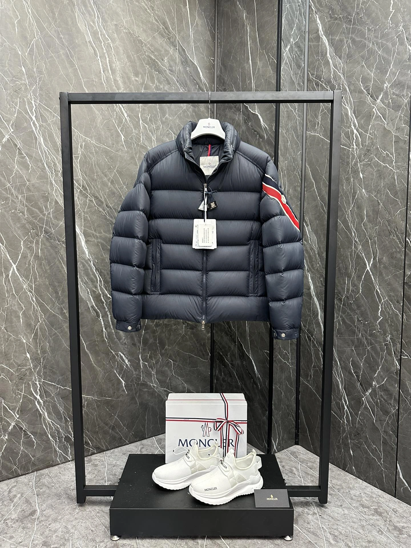 Bargain Moncler Down Jackets