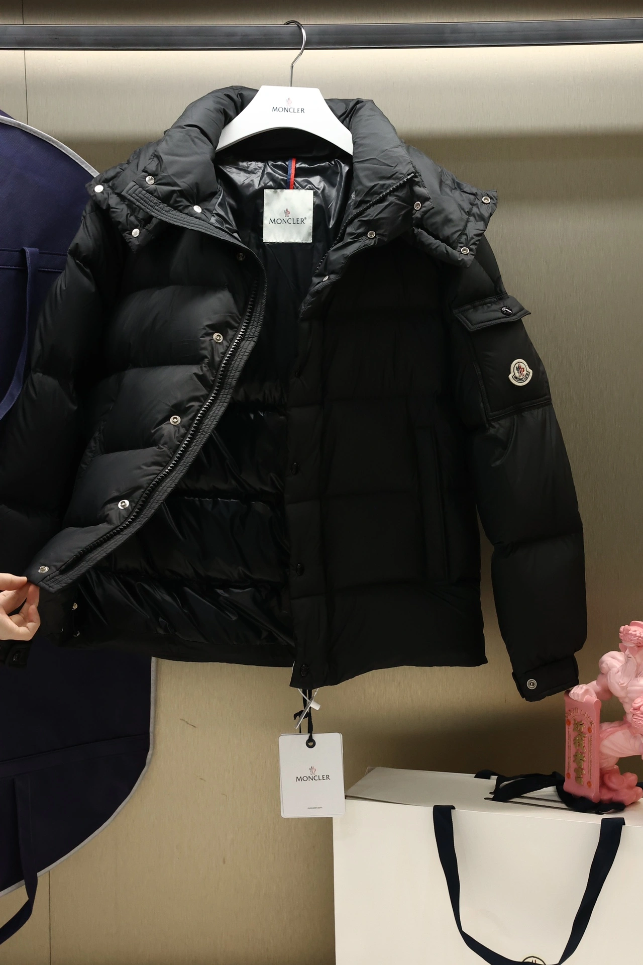 1:1 copy Moncler Down Jackets