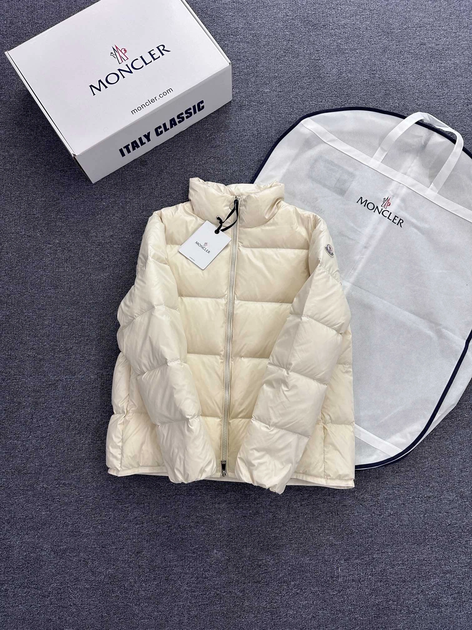 OEM Moncler Down Jackets