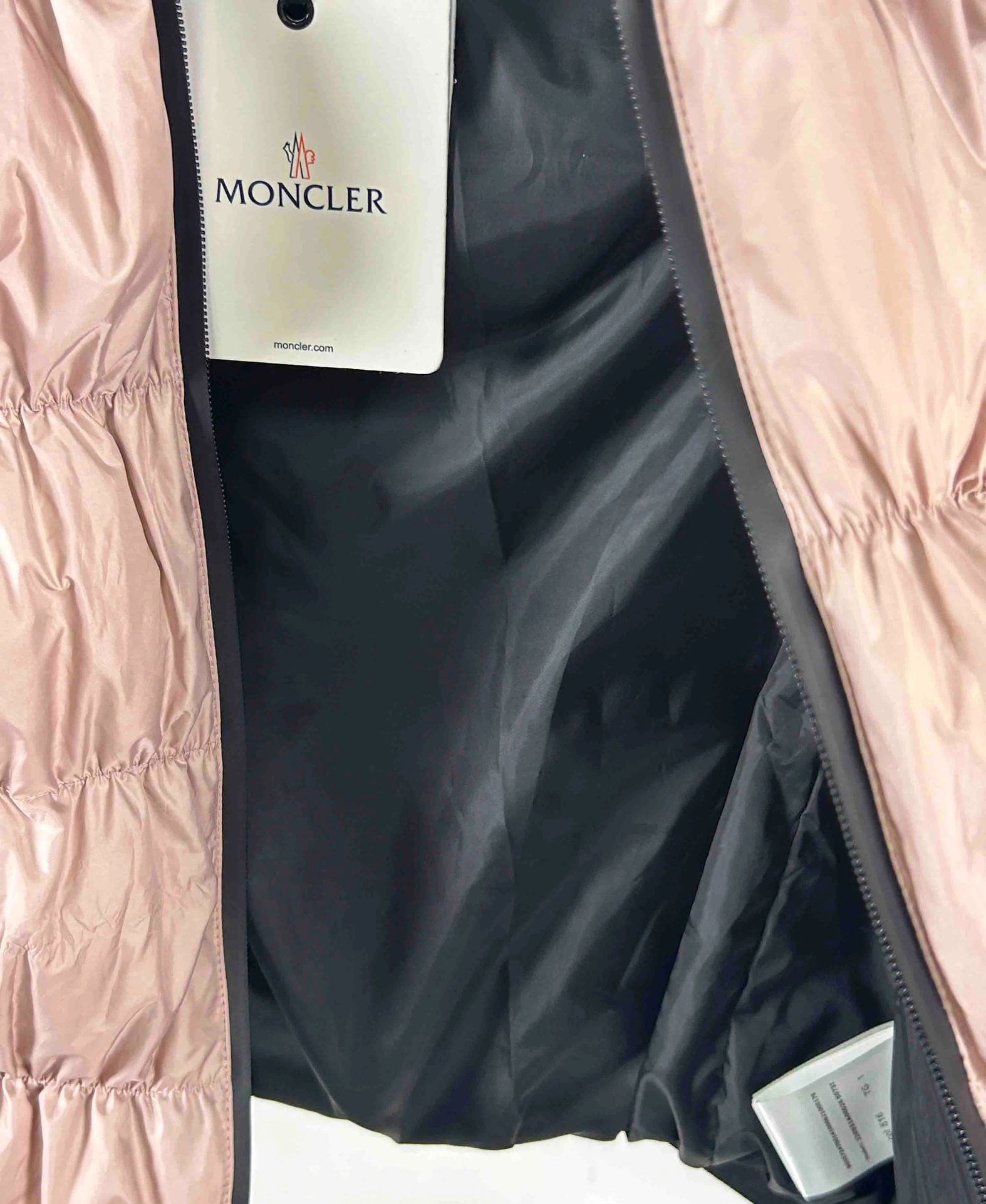 Brand-original Moncler Down Jackets