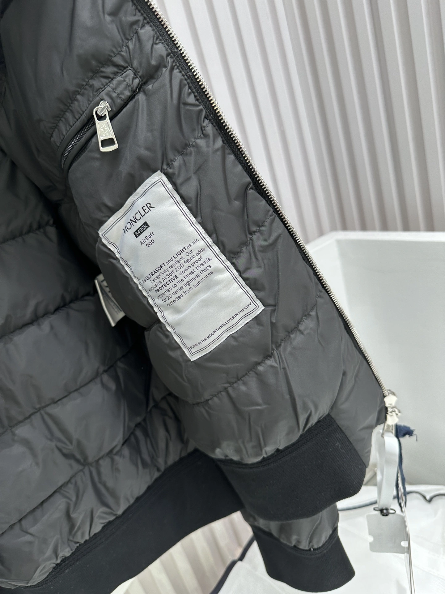 Exact replica Moncler Down Jackets