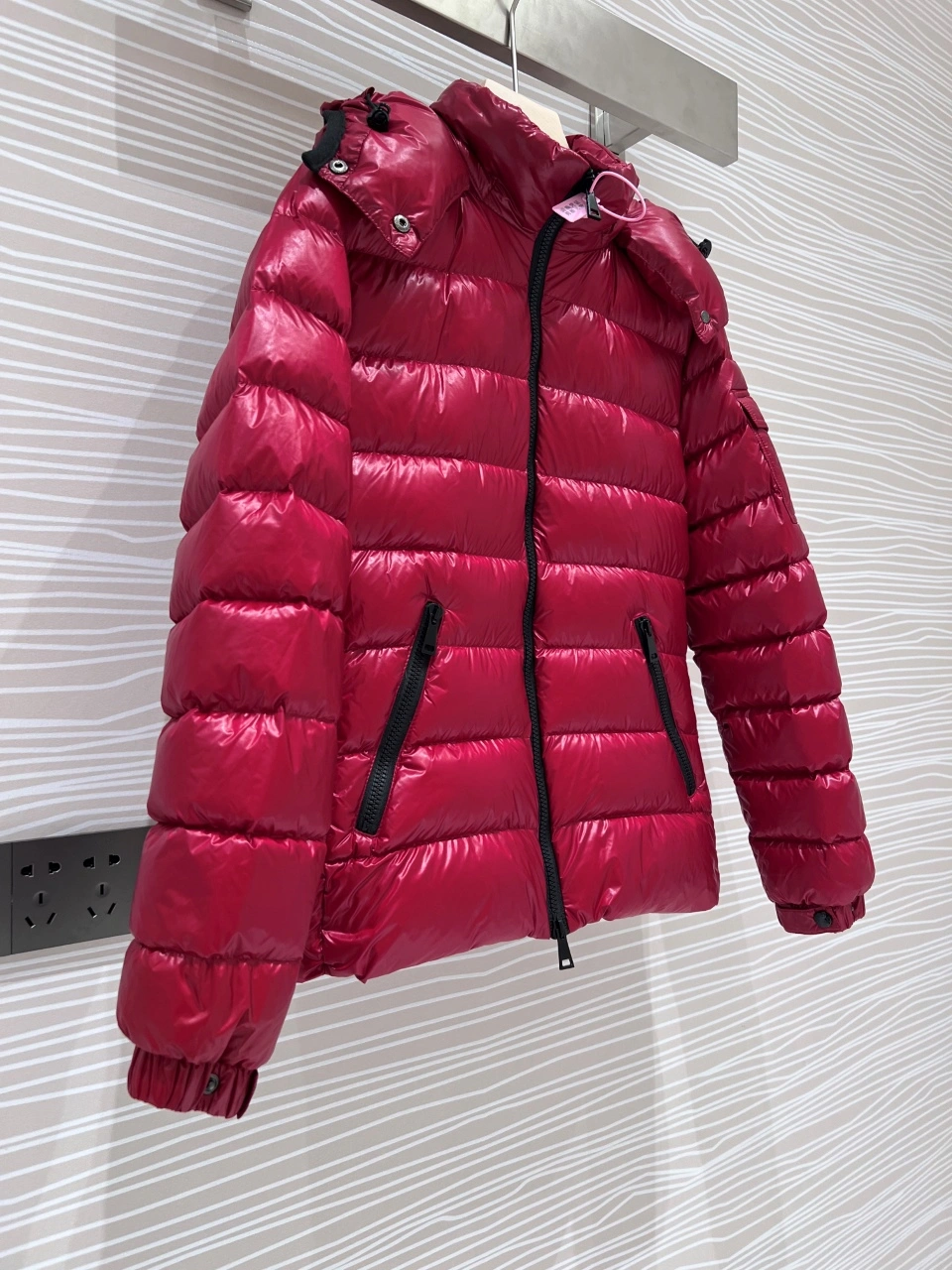 Official Moncler Down Jackets