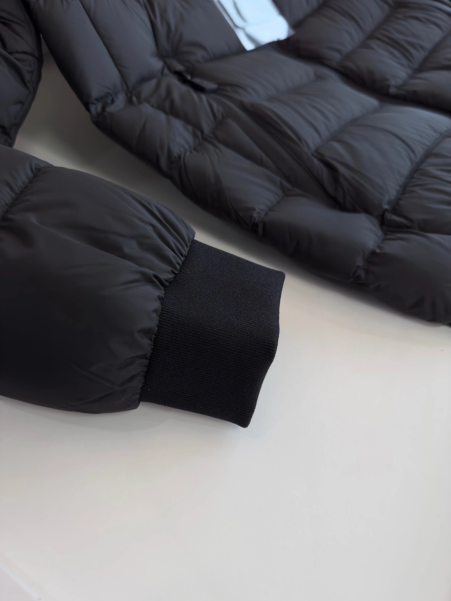 High accuracy Moncler Down Jackets