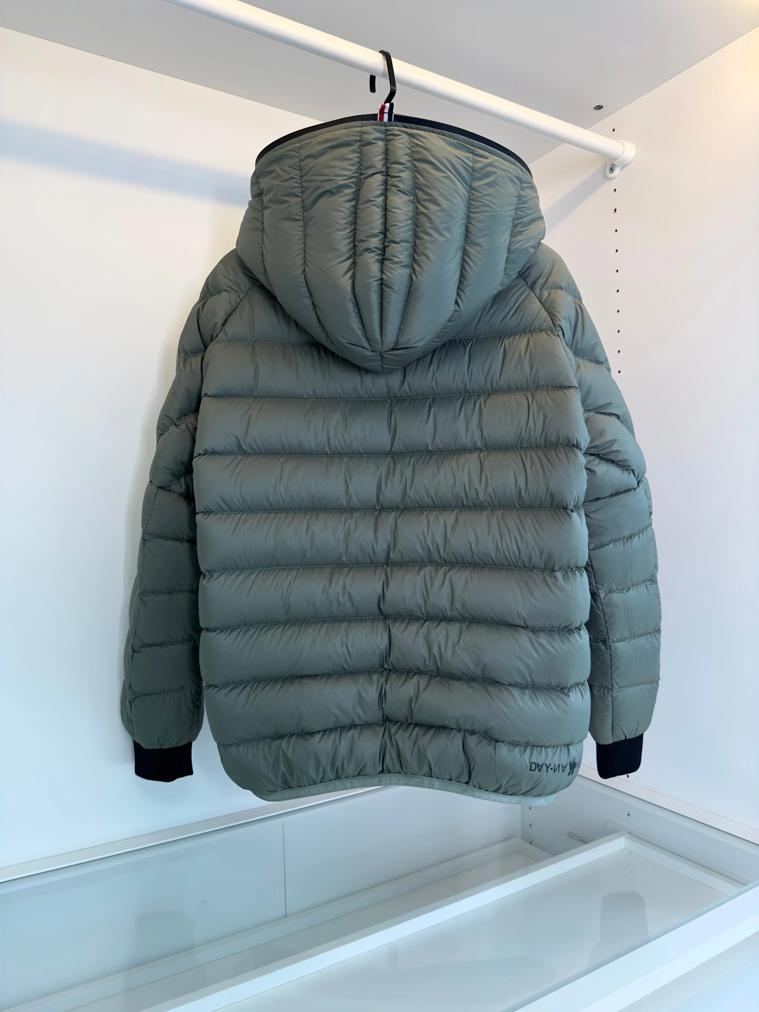 Top mirror Moncler Down Jackets