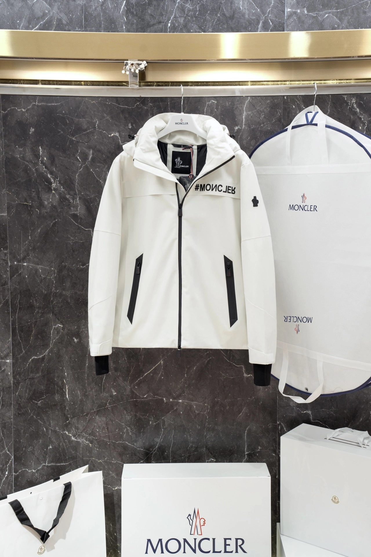 High fidelity Moncler Down Jackets