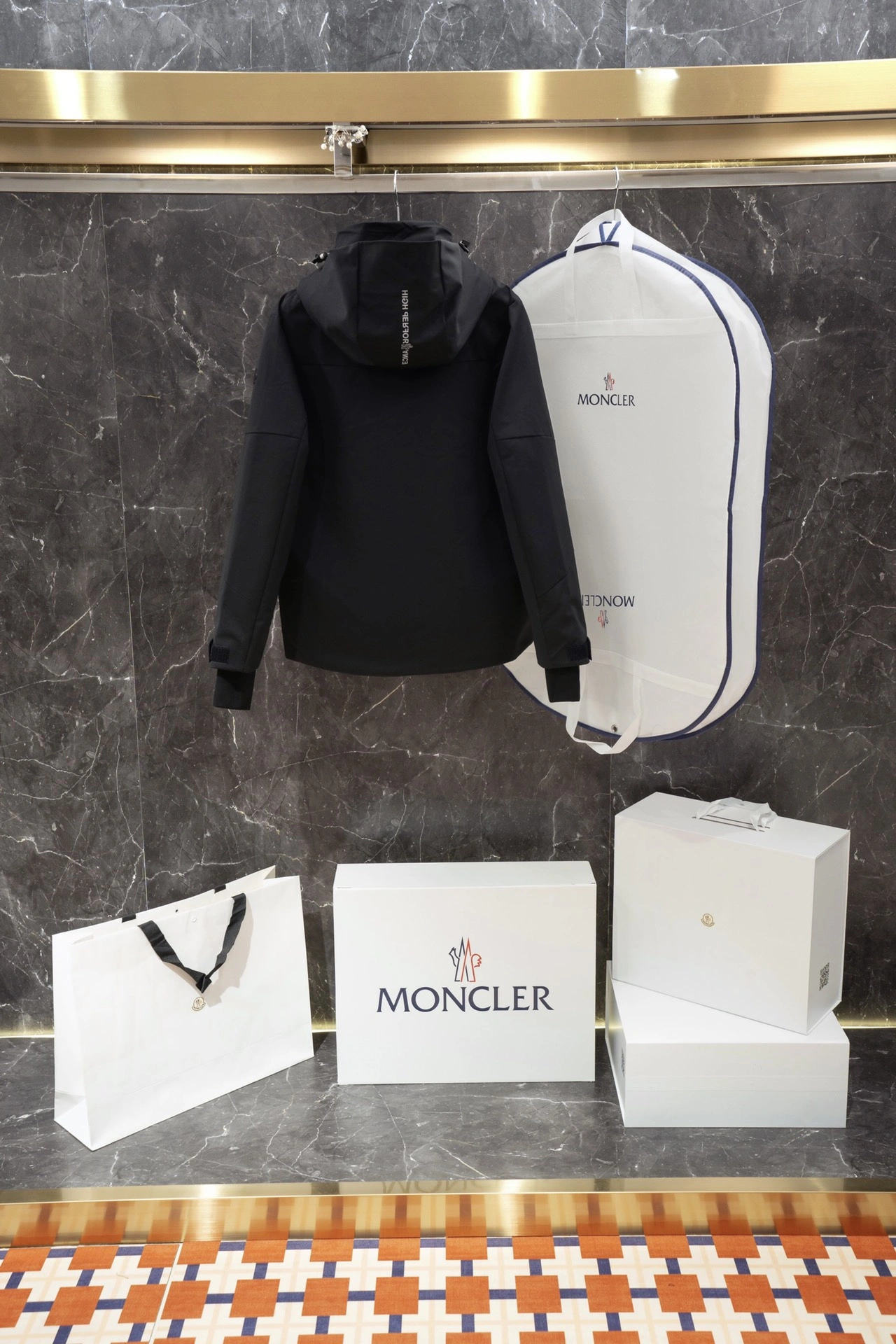 Top mirror Moncler Down Jackets