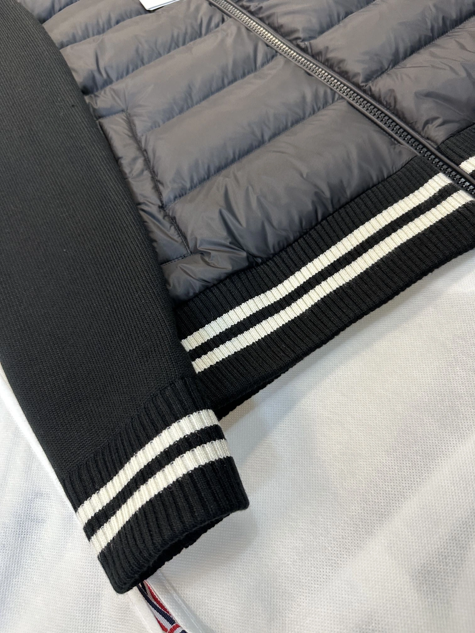 Cut-rate Moncler Down Jackets