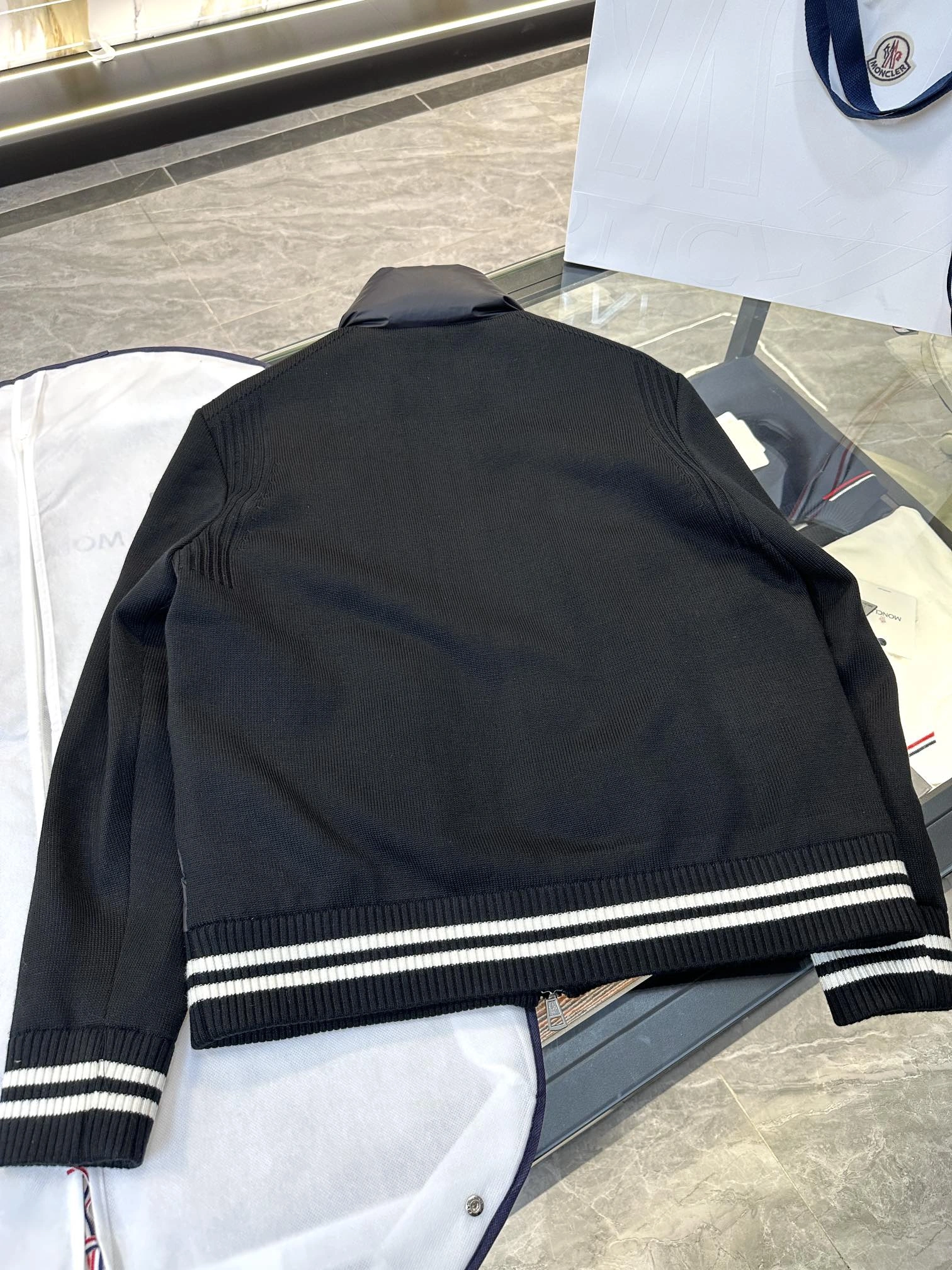 Cut-rate Moncler Down Jackets
