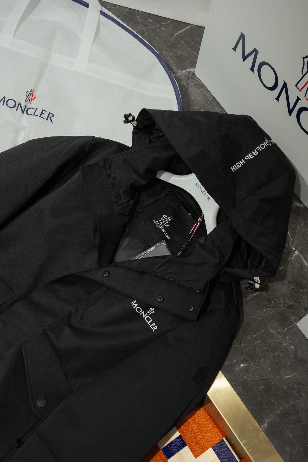 High fidelity Moncler Down Jackets