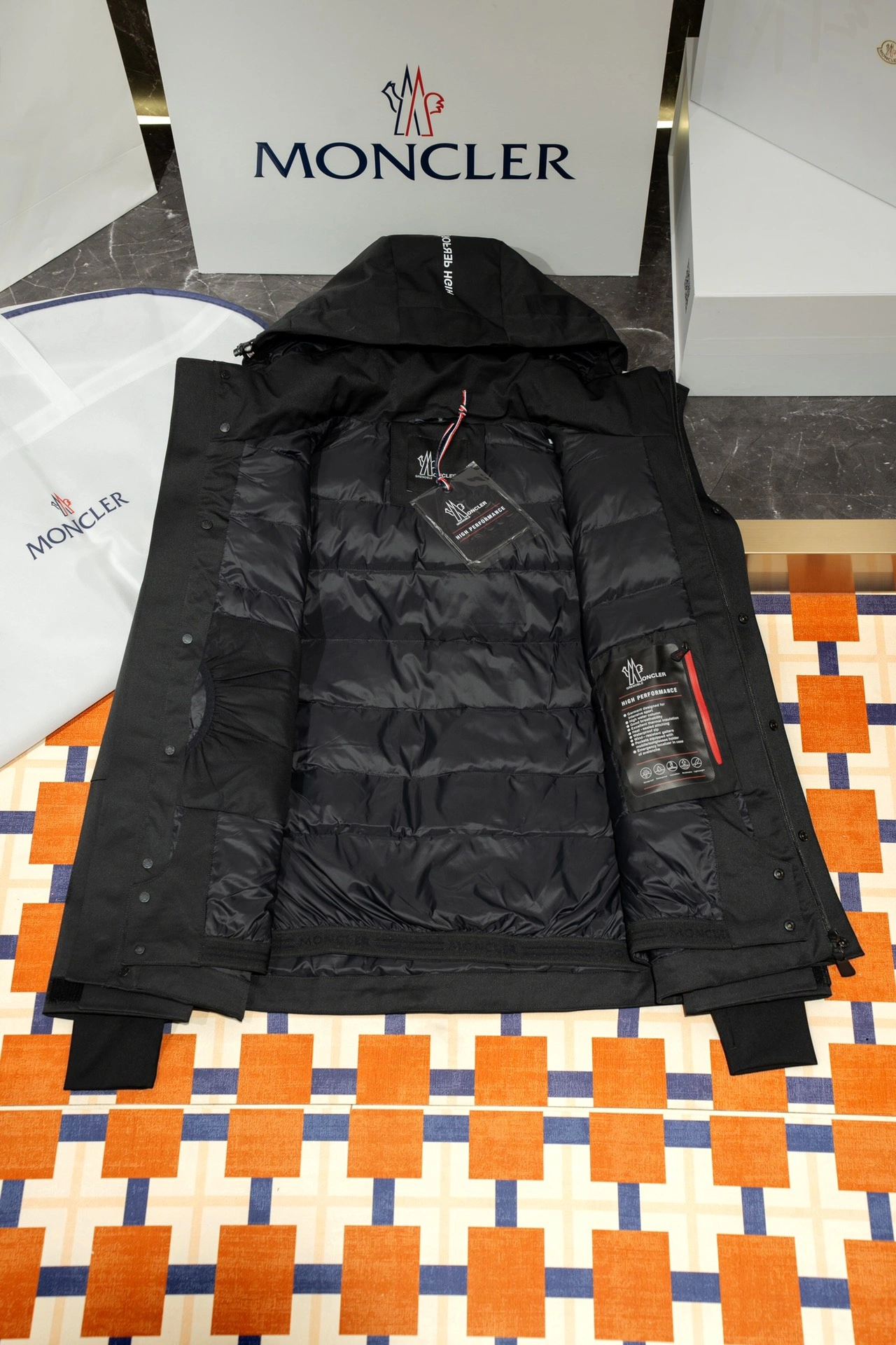 High fidelity Moncler Down Jackets