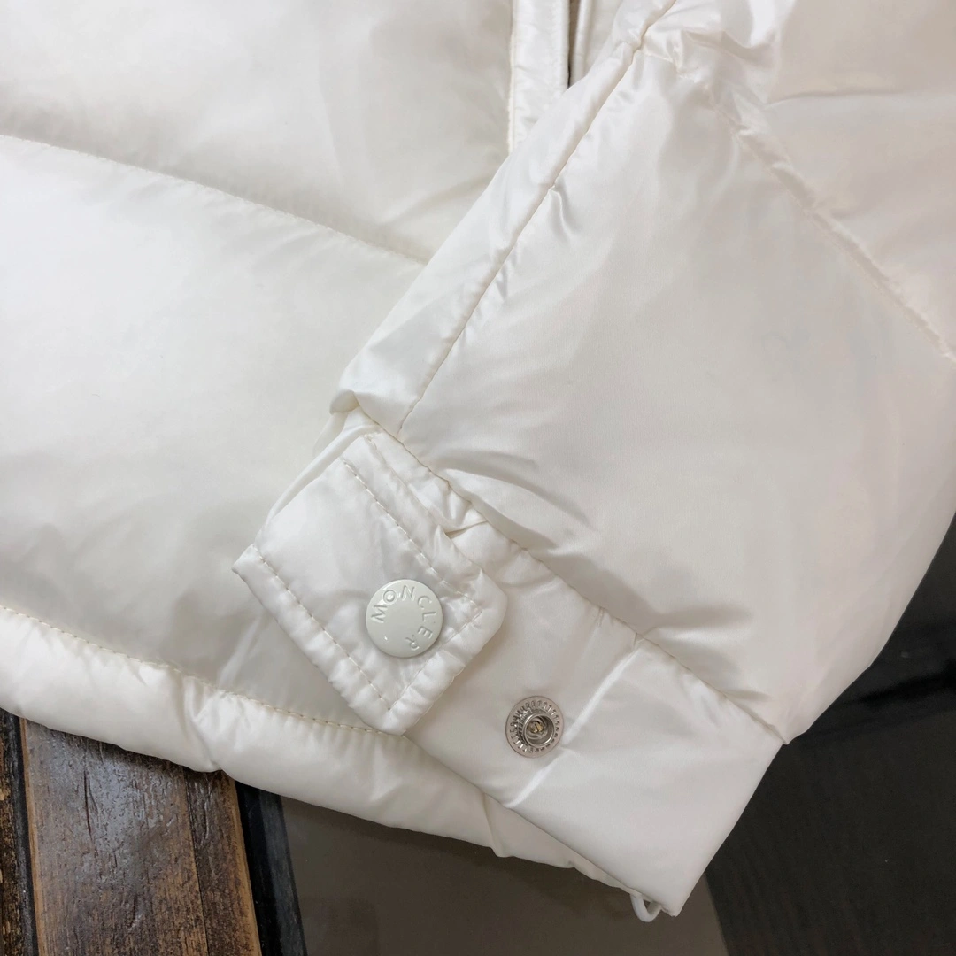 Top mirror Moncler Down Jackets