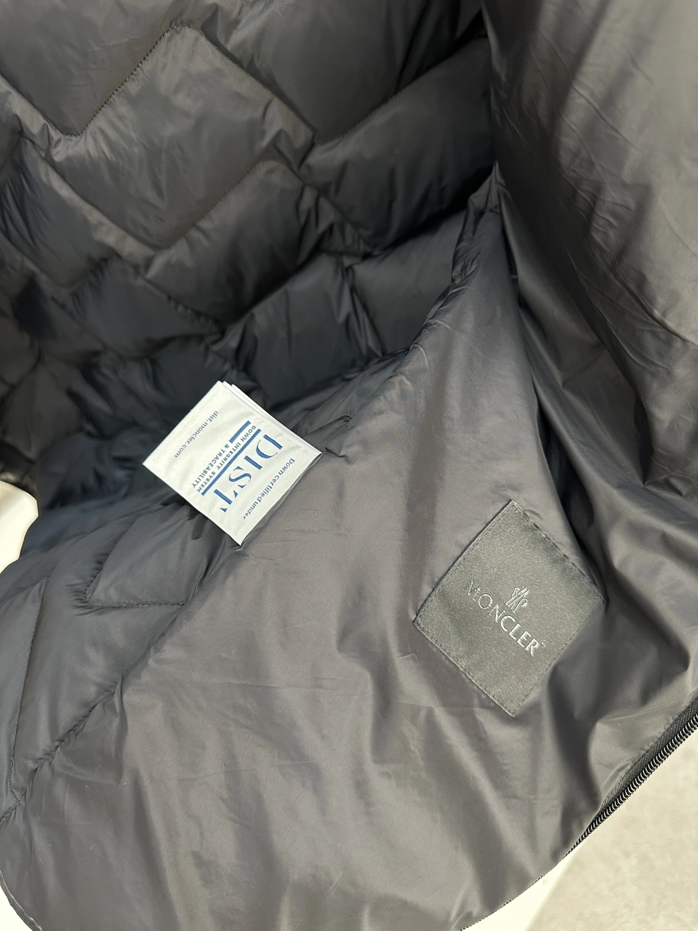 1:1 copy Moncler Down Jackets