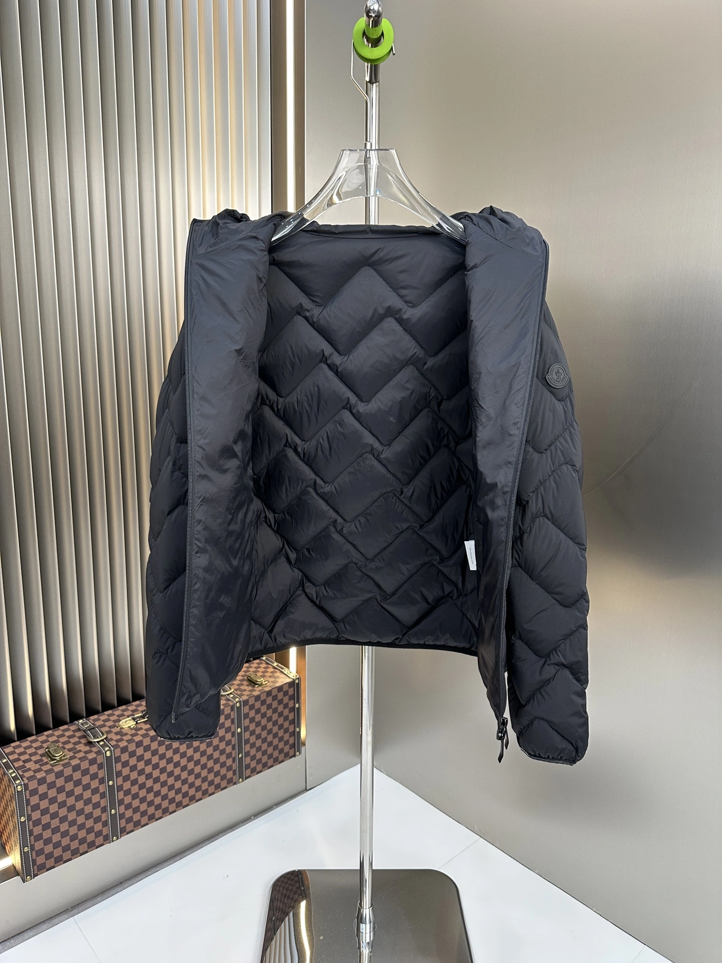 1:1 copy Moncler Down Jackets