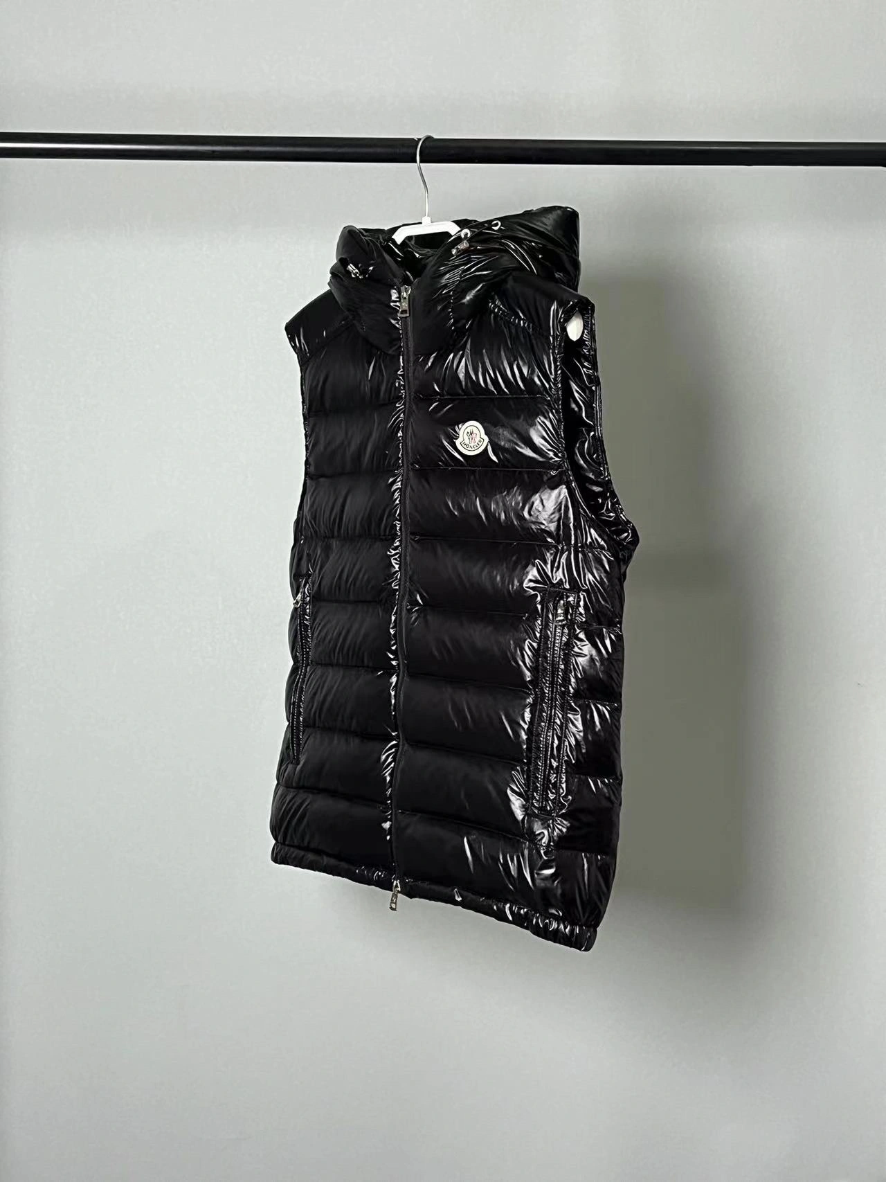Low-cost Moncler Down Jackets