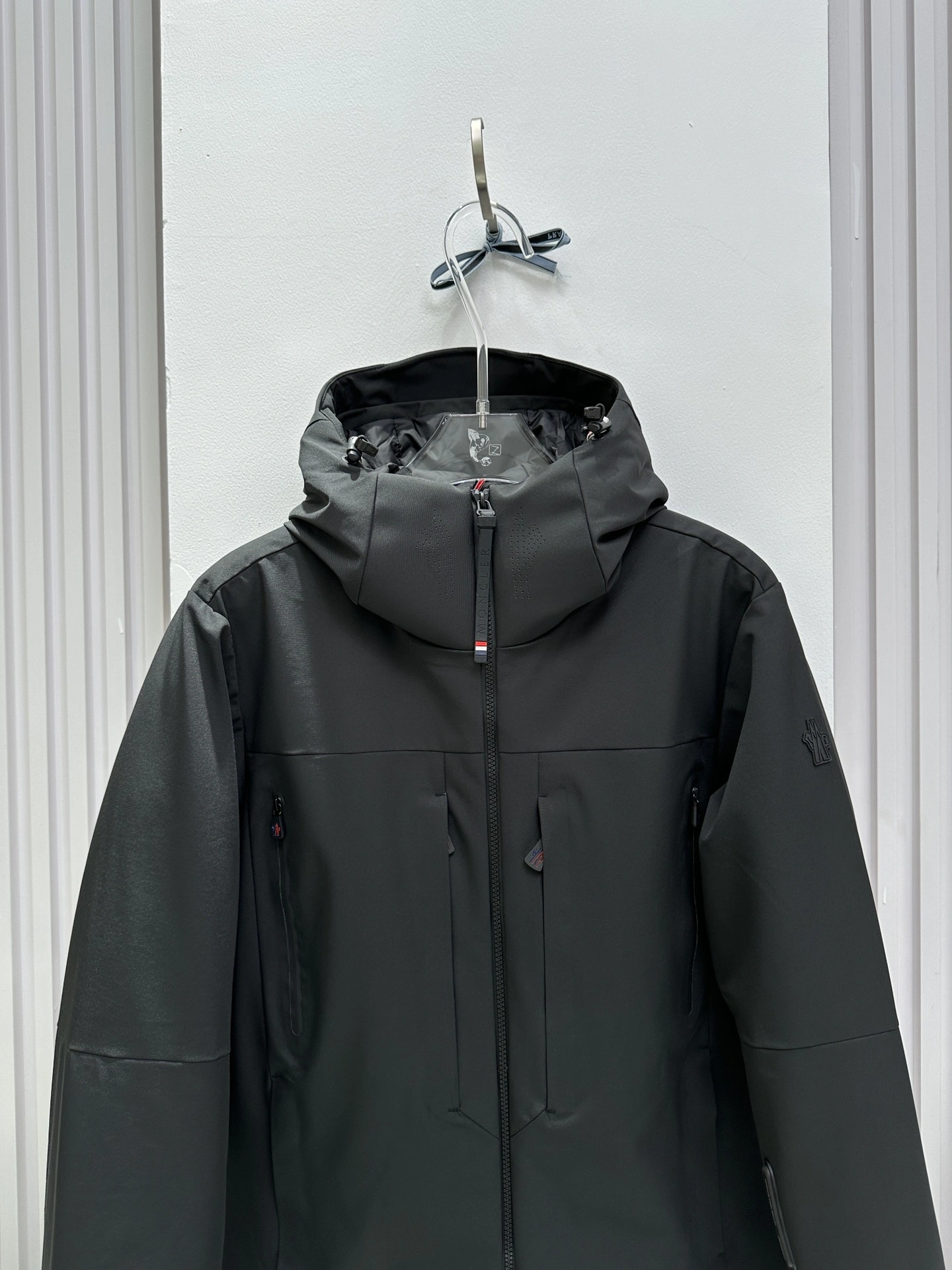 Inexpensive Moncler Down Jackets