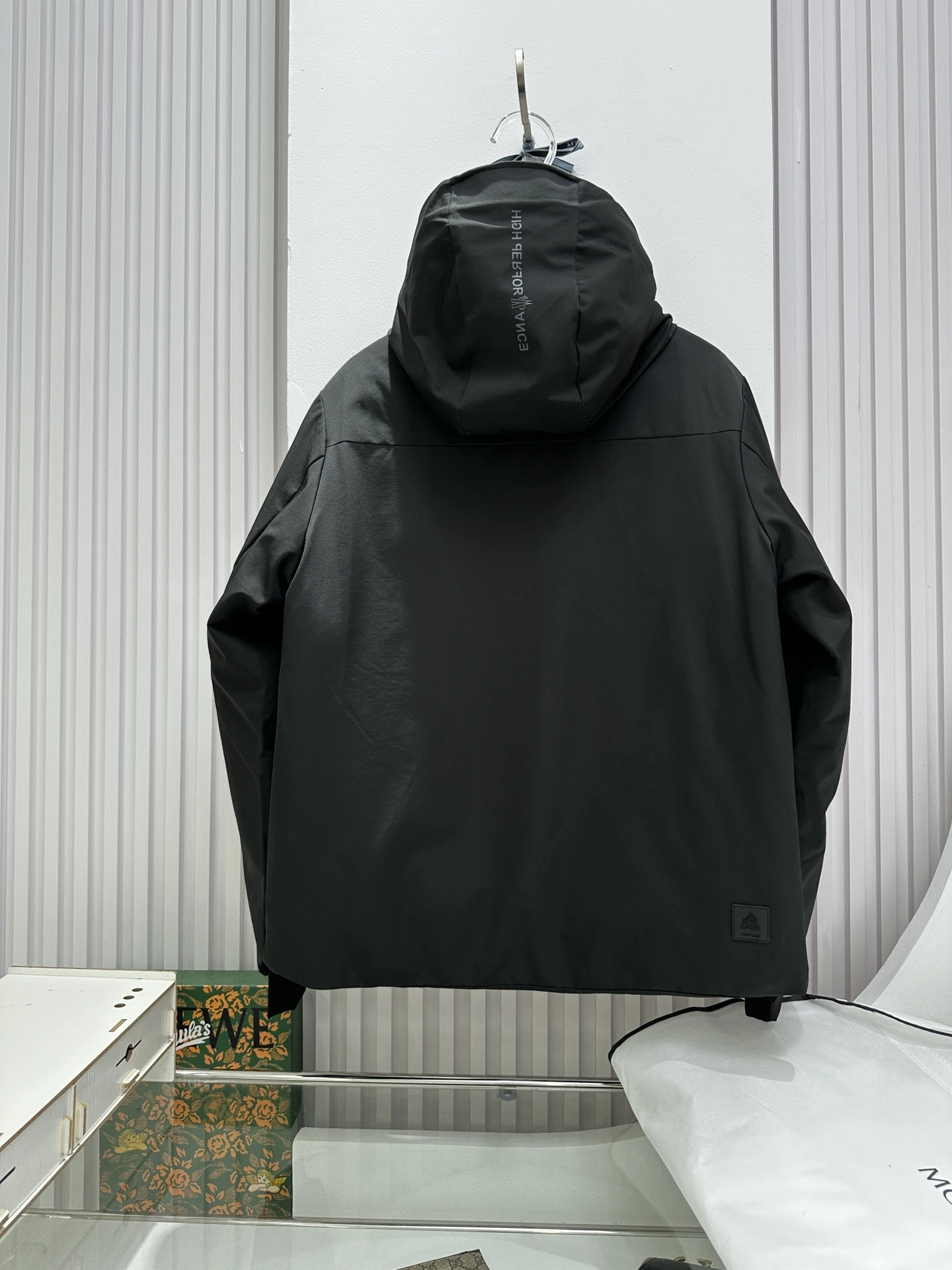Inexpensive Moncler Down Jackets
