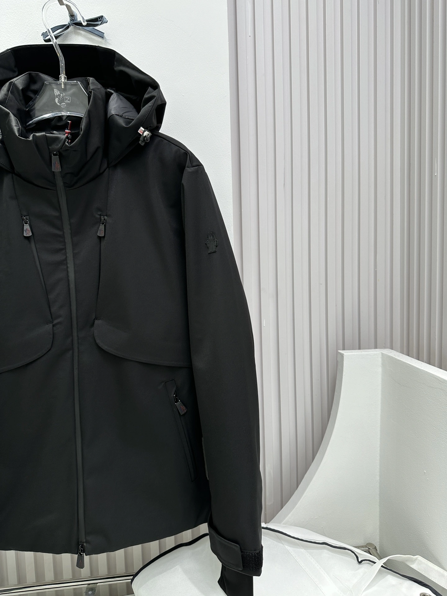 Accurate model Moncler Down Jackets