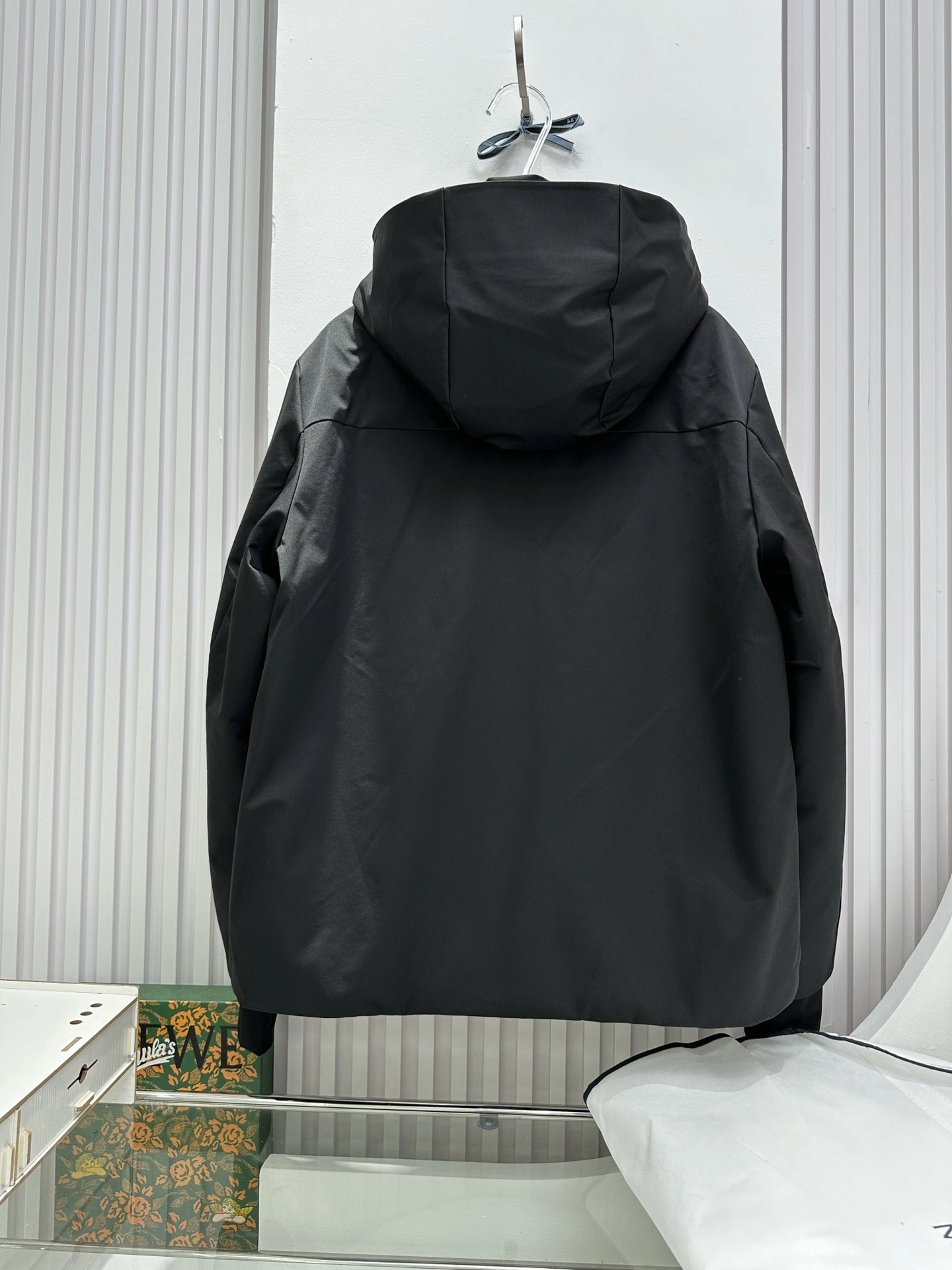 Accurate model Moncler Down Jackets