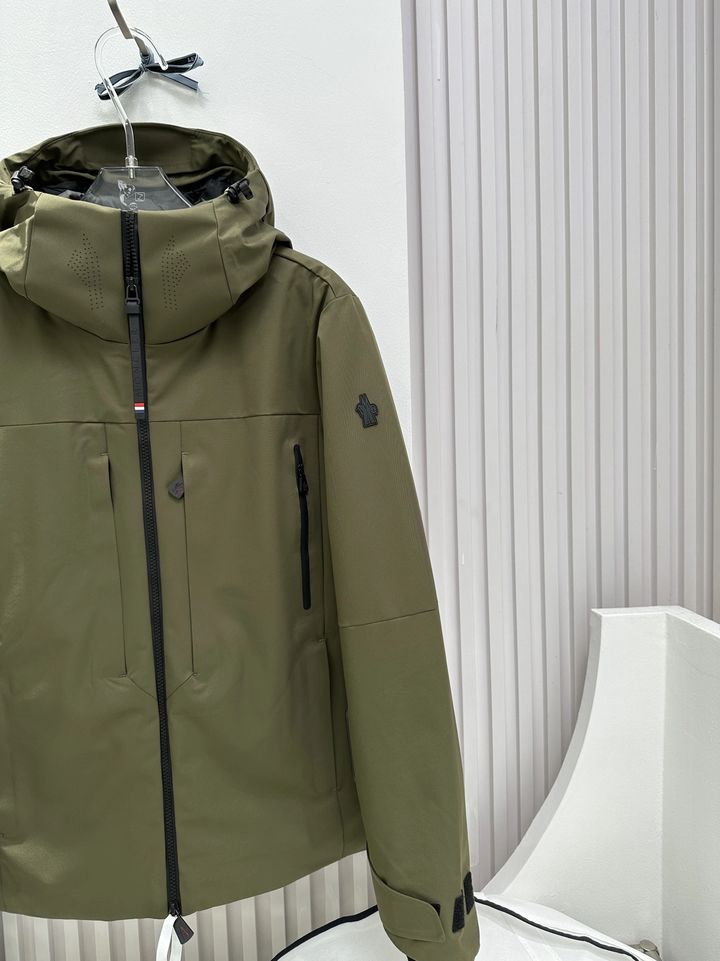 Top mirror Moncler Down Jackets