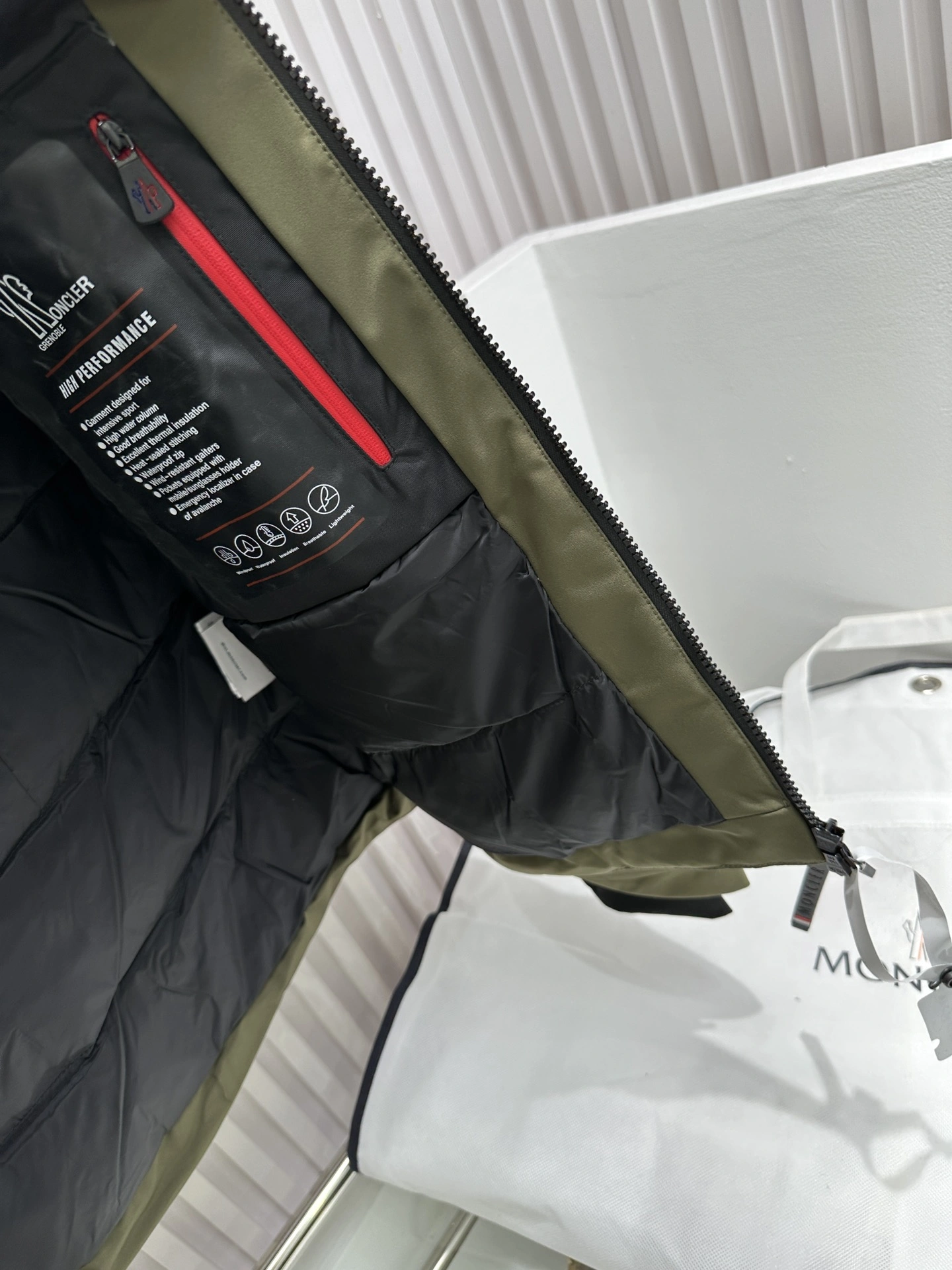 Top mirror Moncler Down Jackets