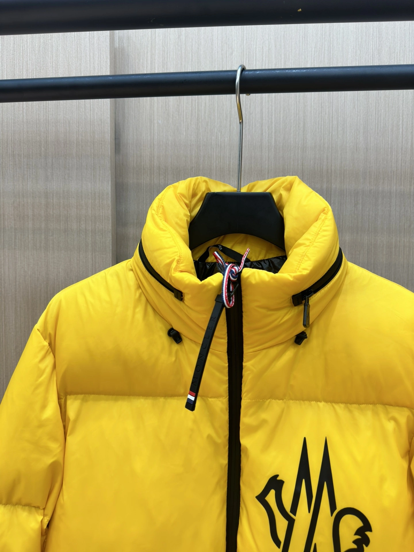 Exact replica Moncler Down Jackets