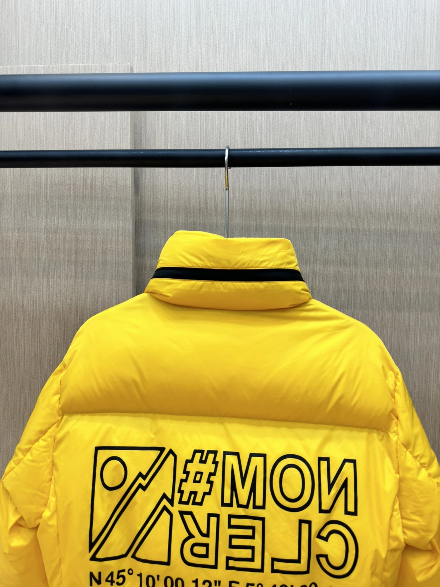 Exact replica Moncler Down Jackets