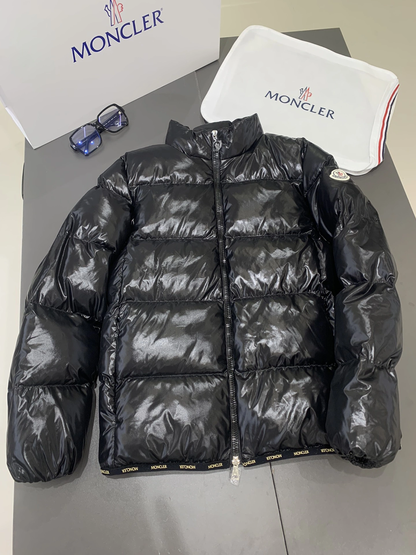 Exact replica Moncler Down Jackets