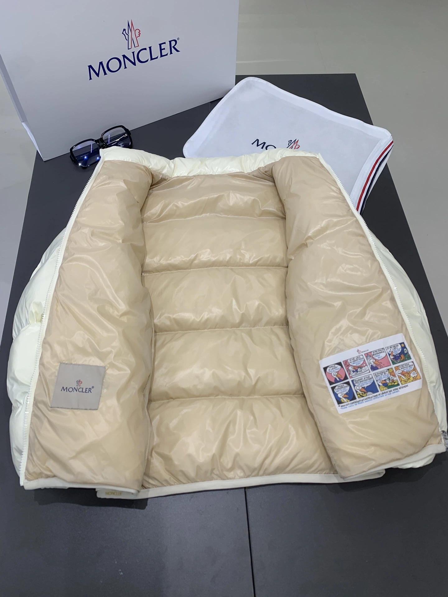 Perfect replica Moncler Down Jackets