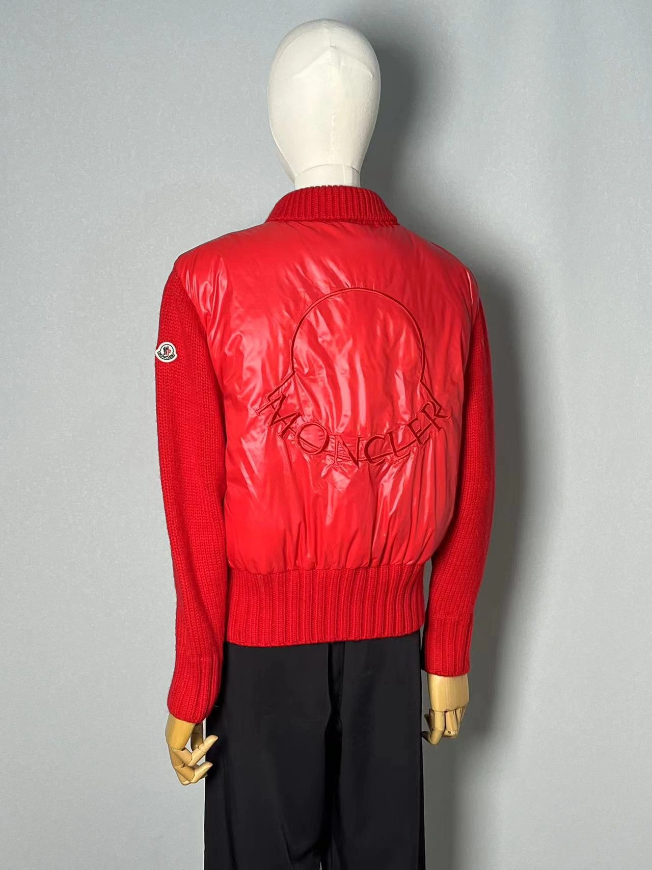 Official Moncler Down Jackets