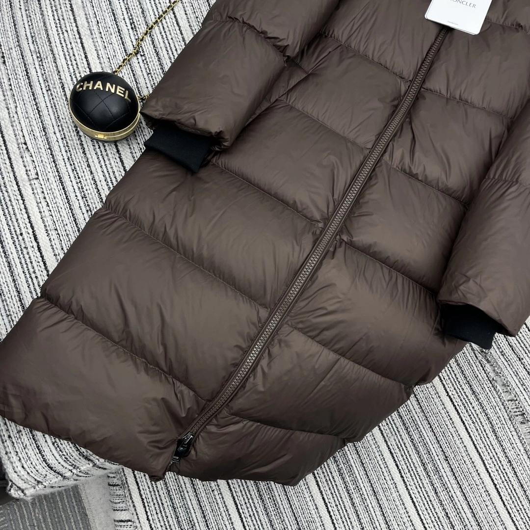 Bargain Moncler Down Jackets
