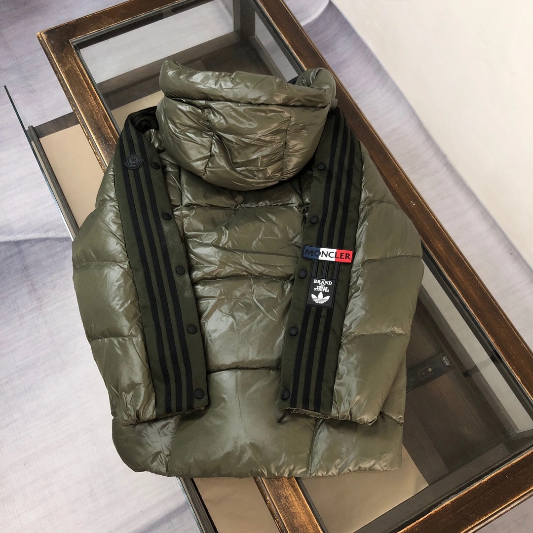 Accurate model Moncler Down Jackets