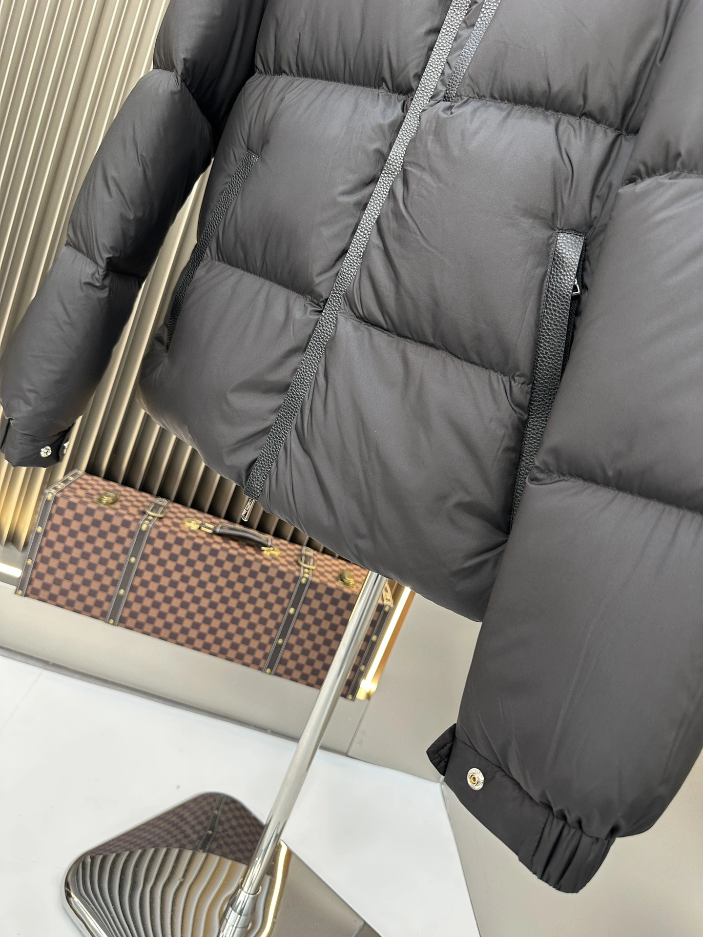 Brand-original Moncler Down Jackets