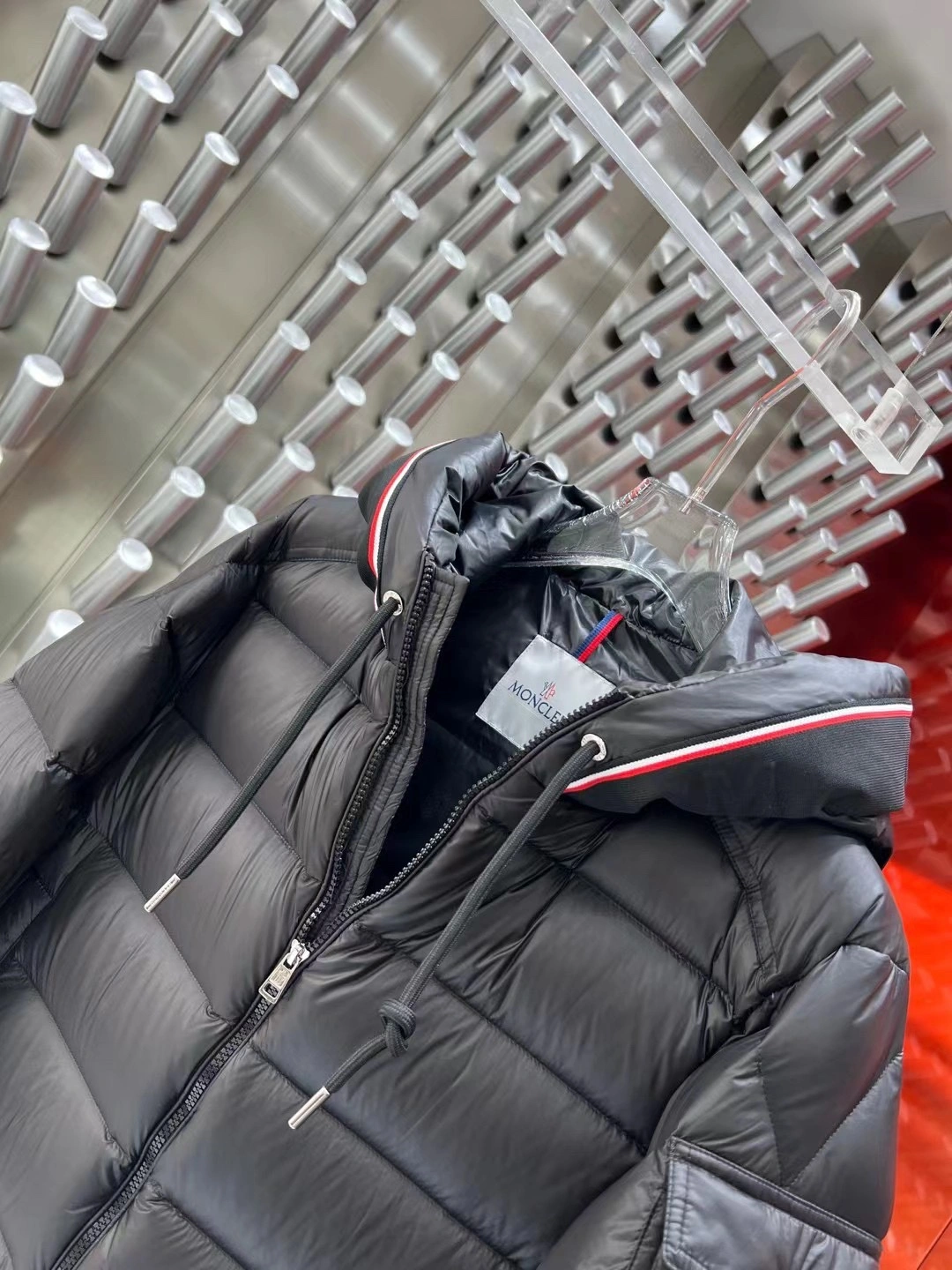 Low-cost Moncler Down Jackets