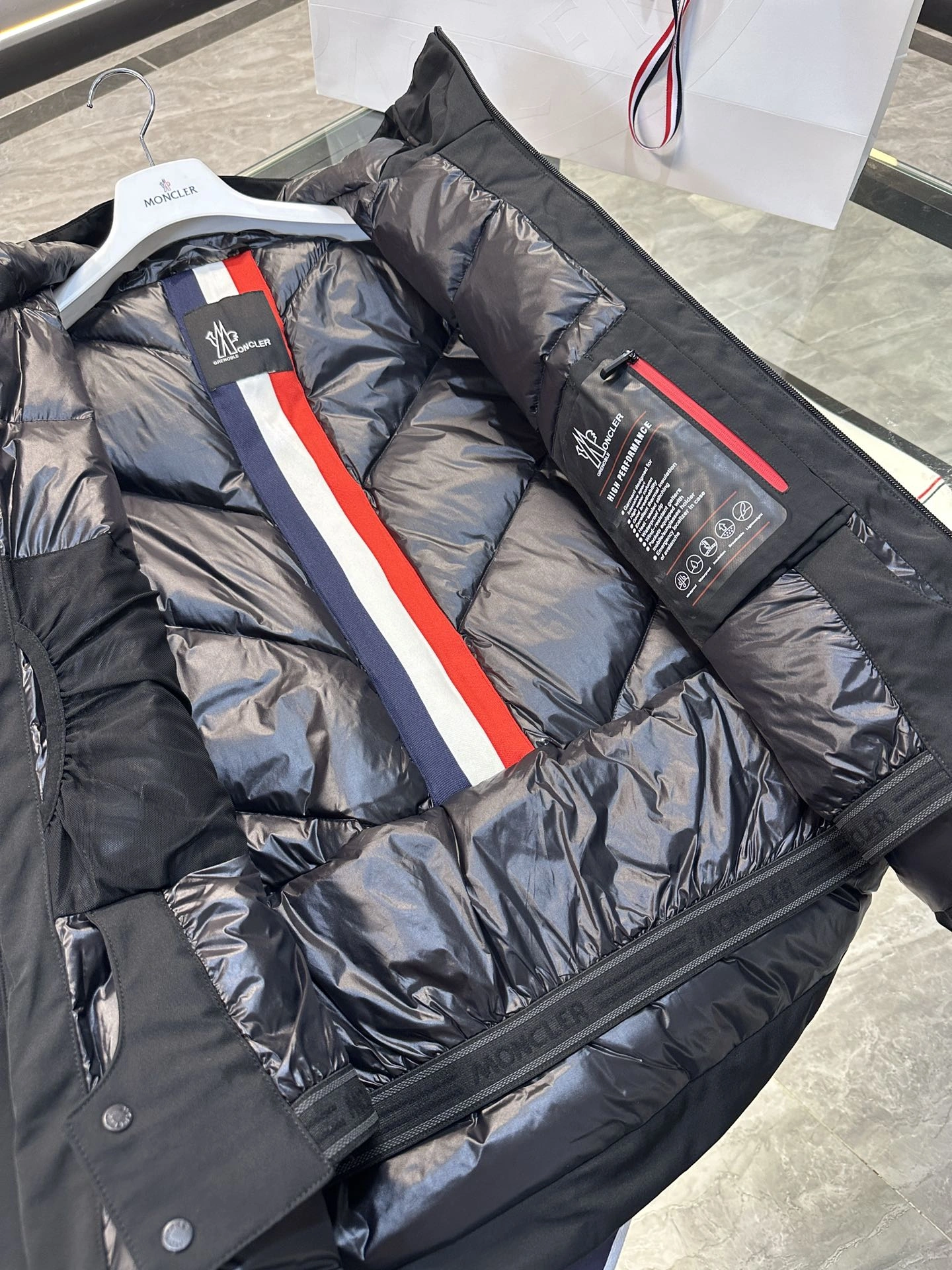 Accurate model Moncler Down Jackets