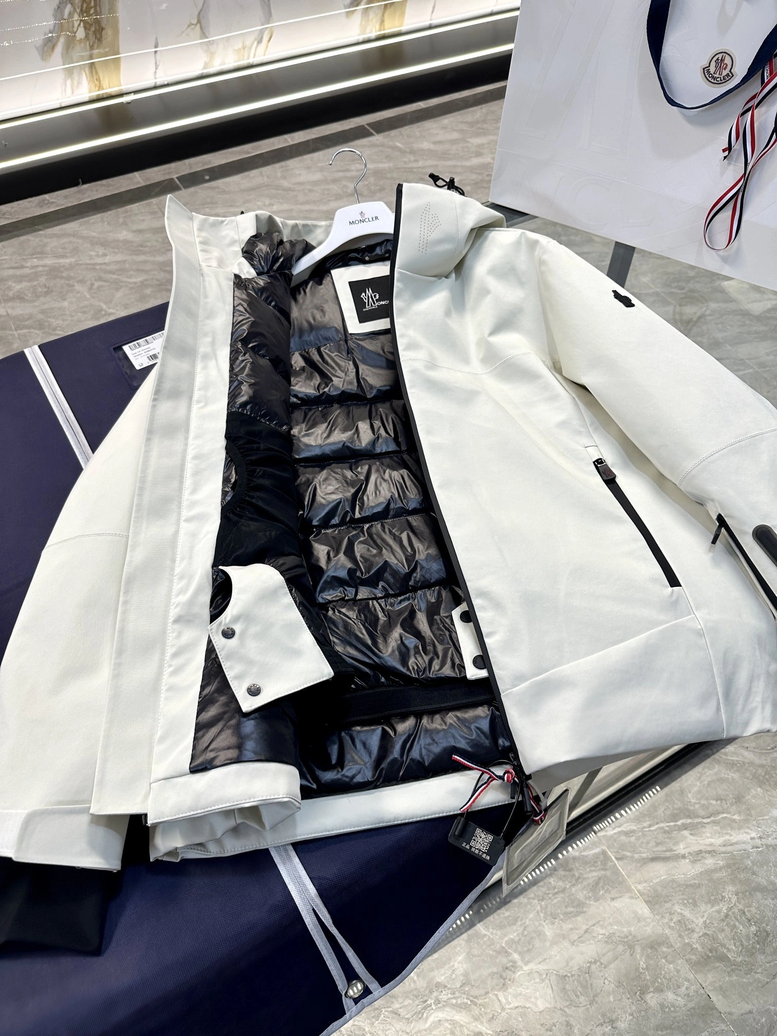 Brand-original Moncler Down Jackets