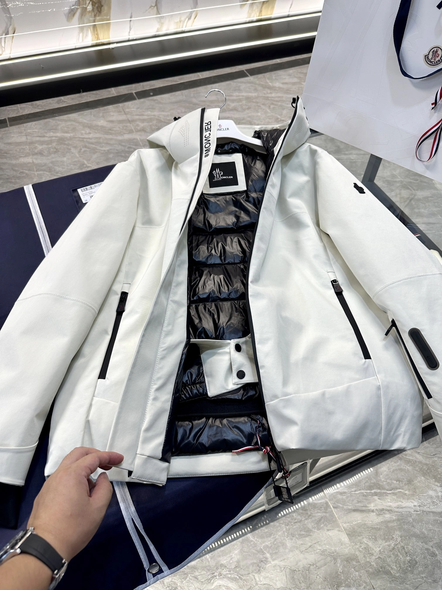 Brand-original Moncler Down Jackets