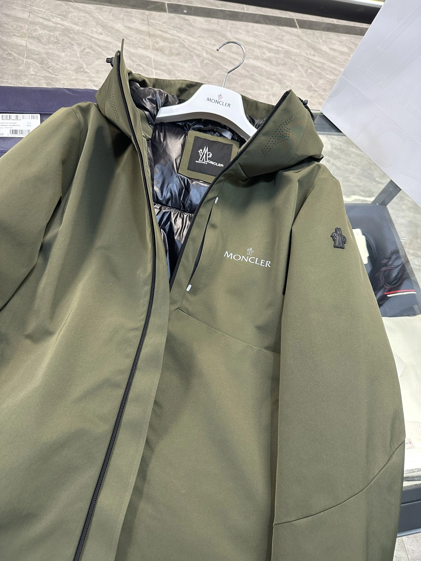 Bargain Moncler Down Jackets