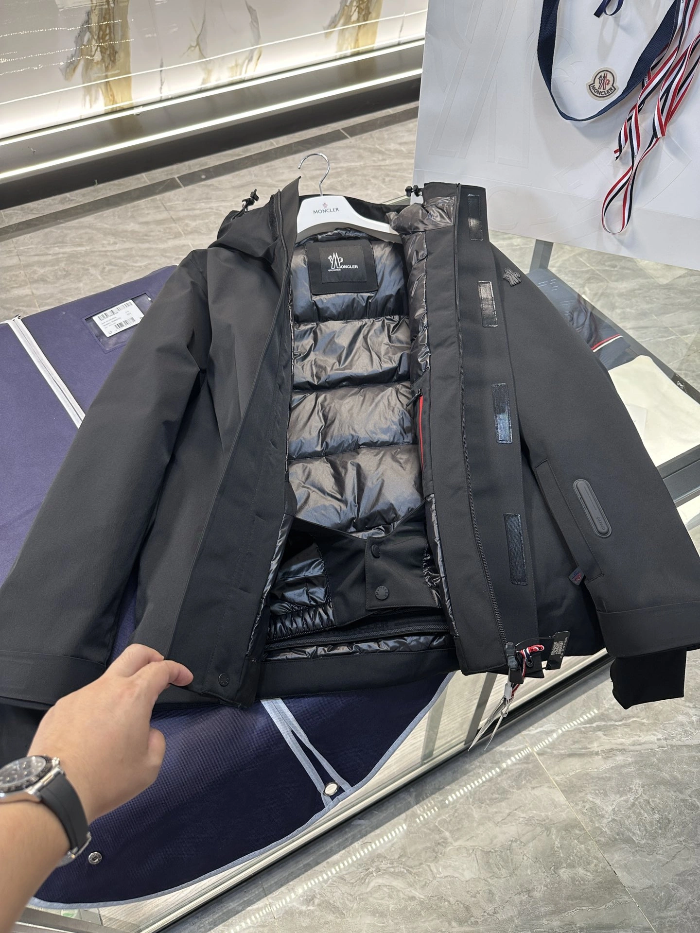 Brand-original Moncler Down Jackets