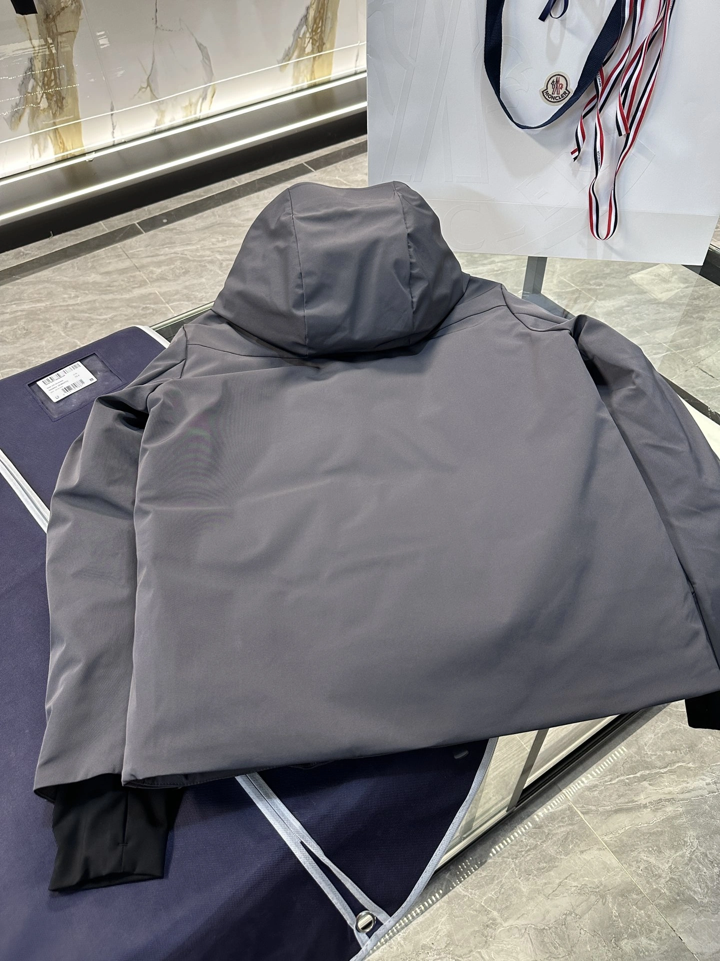 Low-cost Moncler Down Jackets