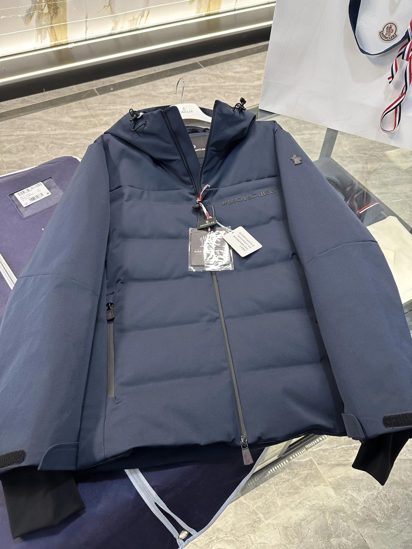 Cut-rate Moncler Down Jackets