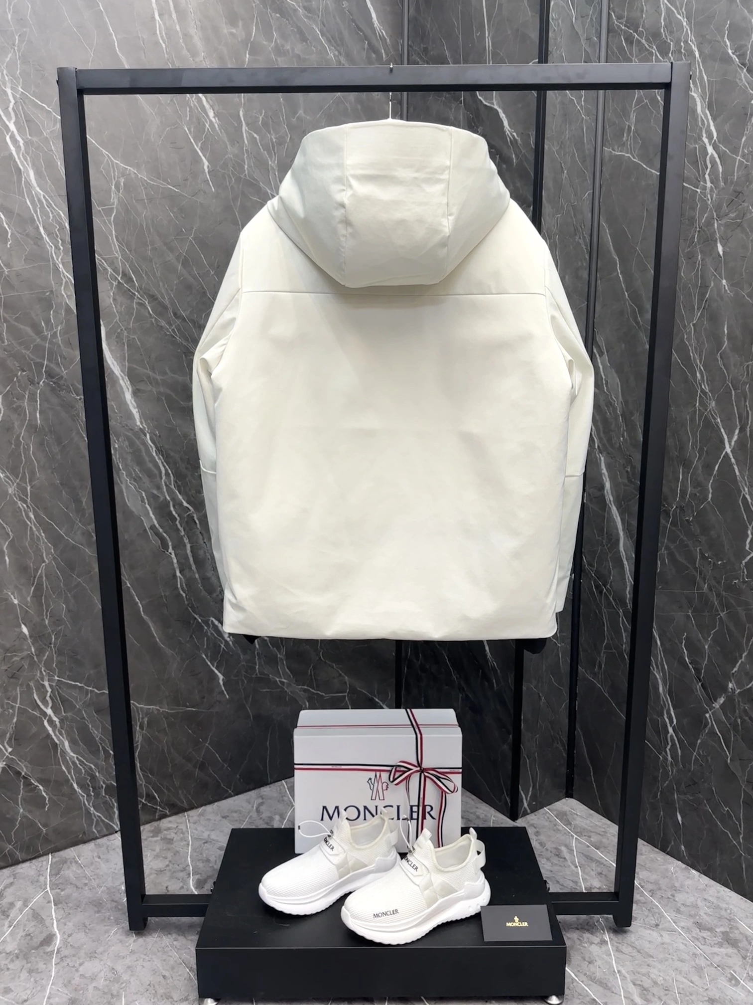 High fidelity Moncler Down Jackets