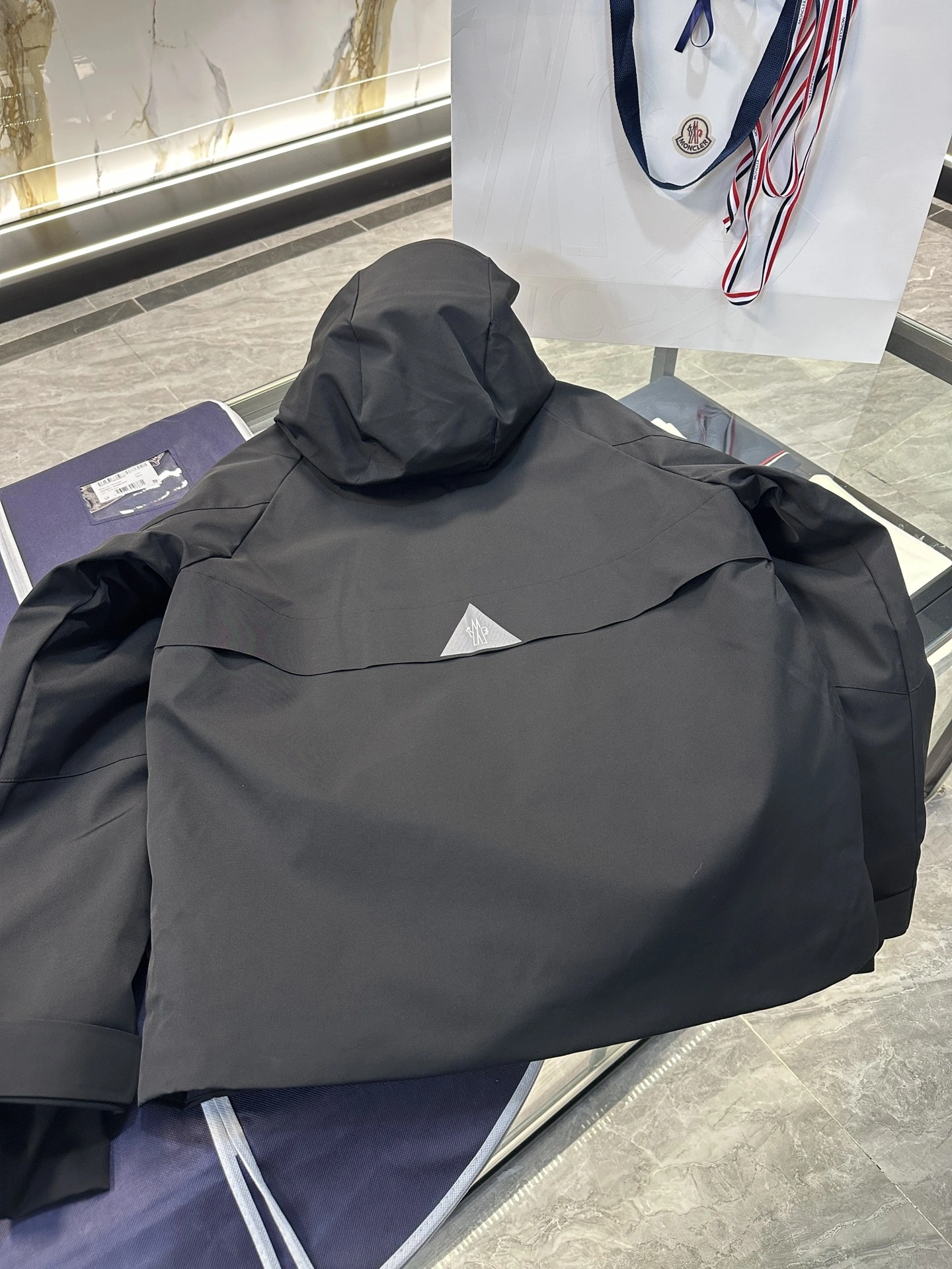 Top mirror Moncler Down Jackets