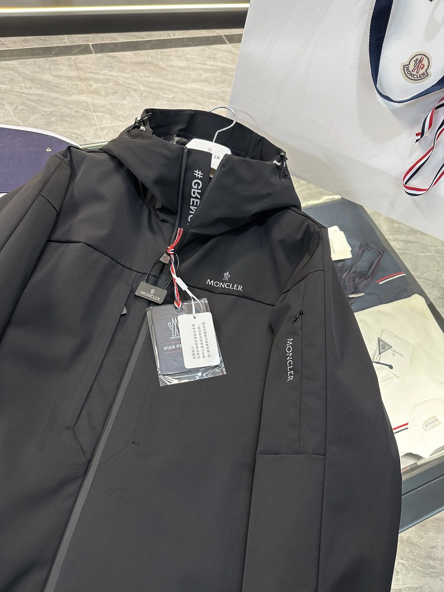 Top mirror Moncler Down Jackets