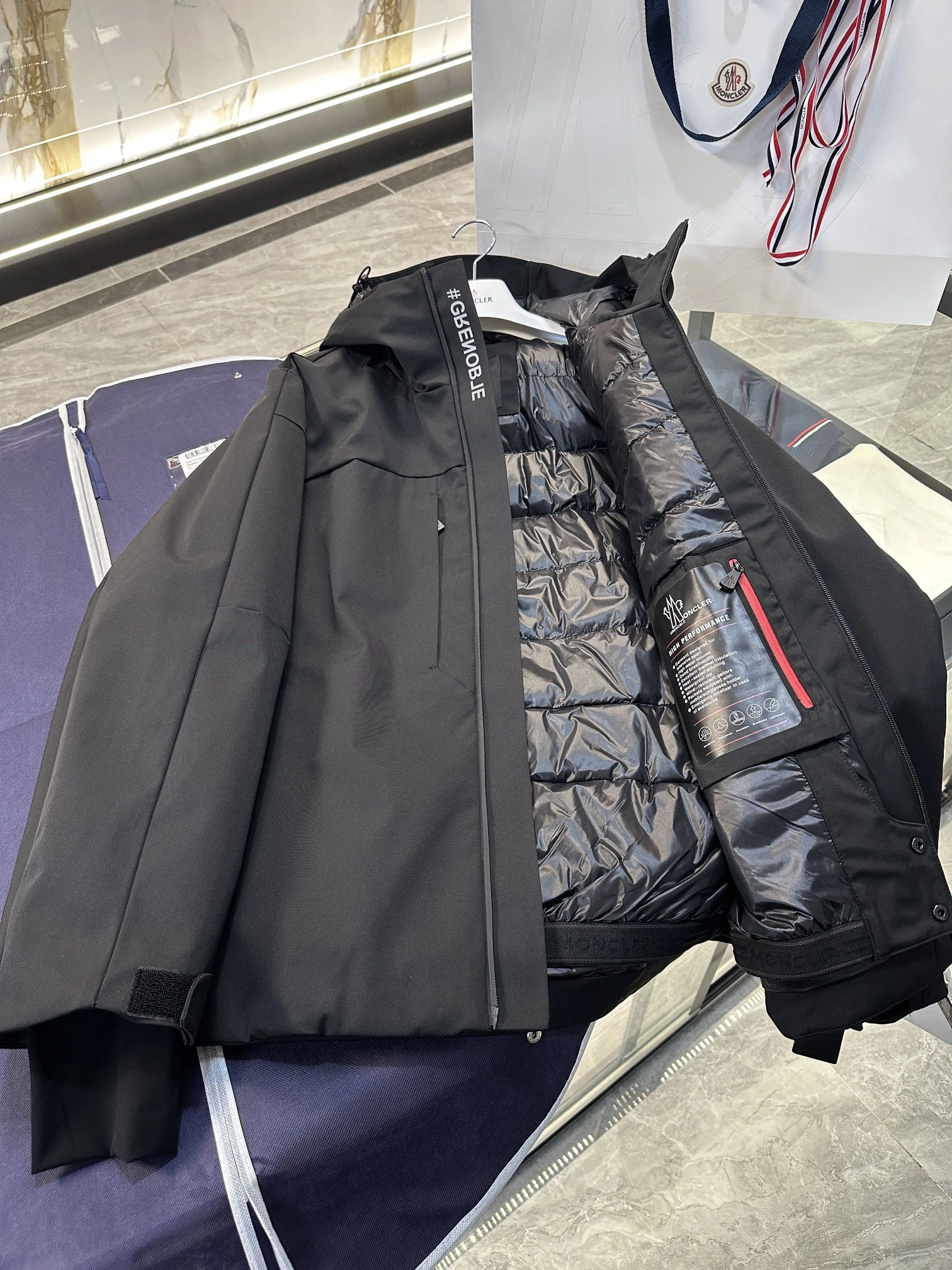 Top mirror Moncler Down Jackets