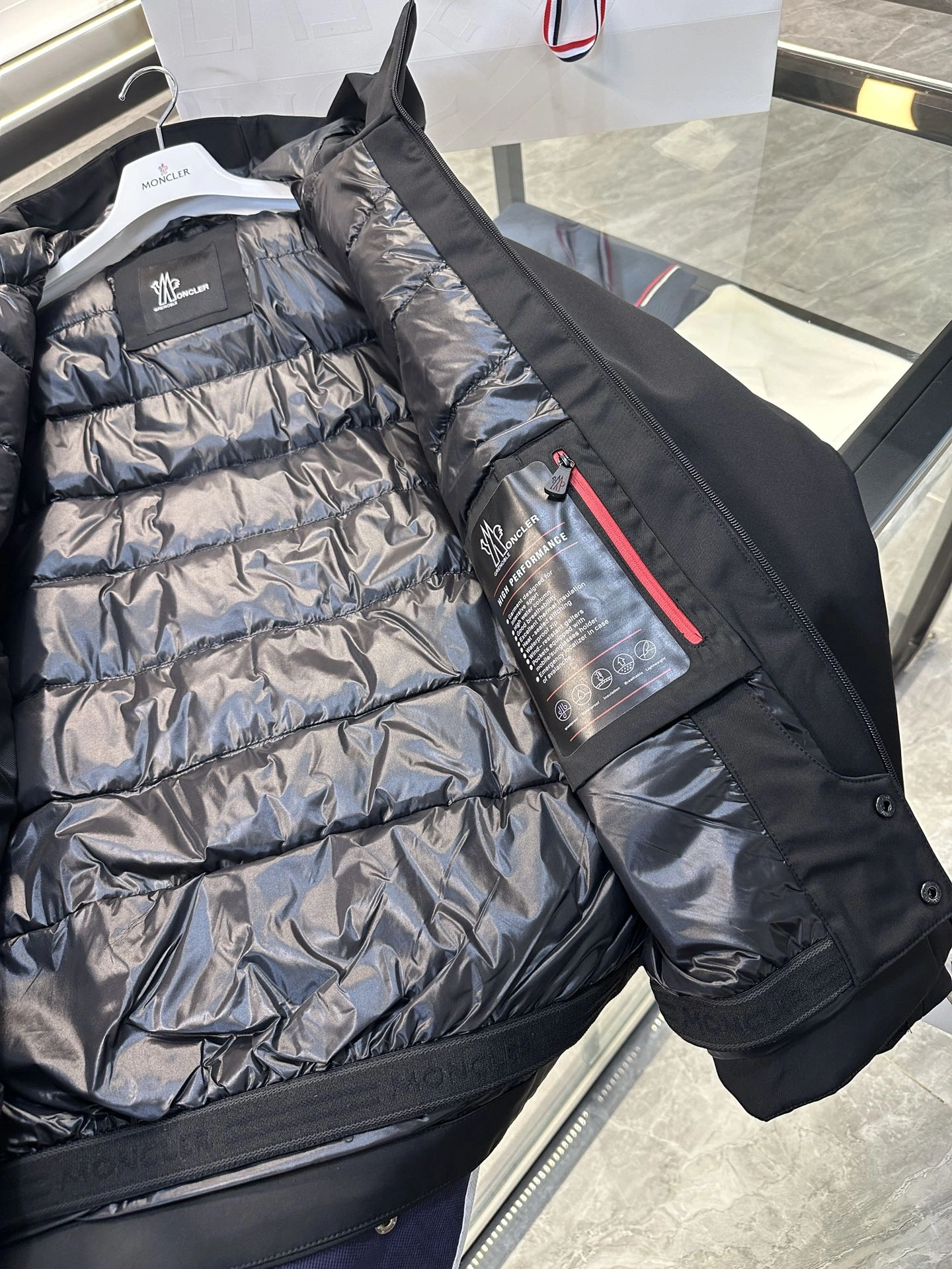 Top mirror Moncler Down Jackets