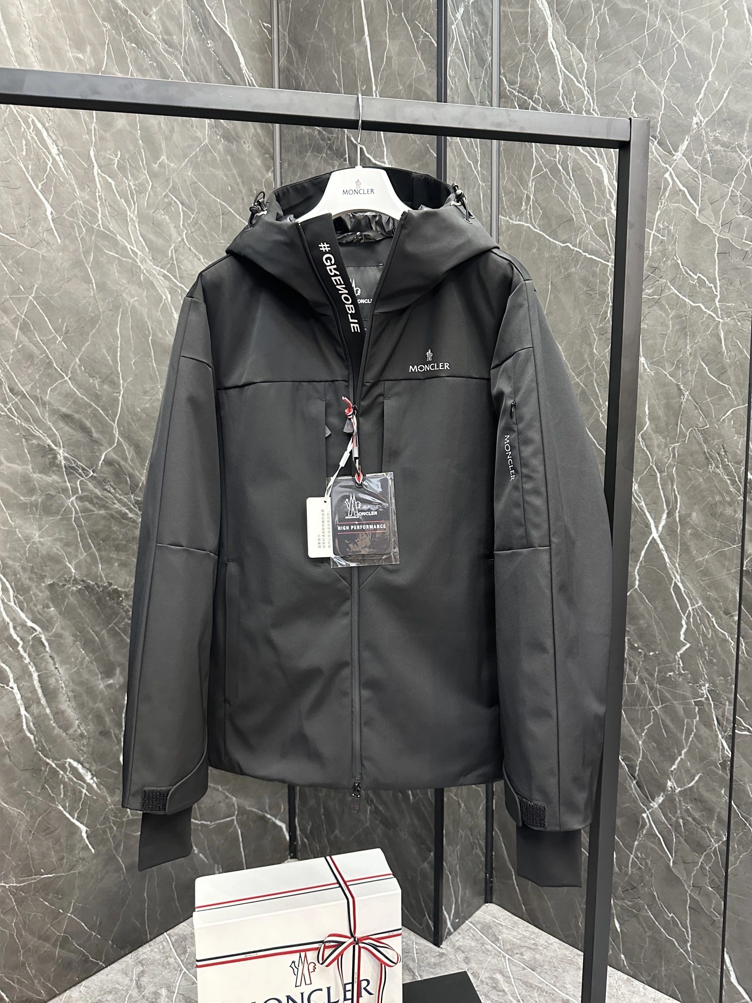 Exact replica Moncler Down Jackets